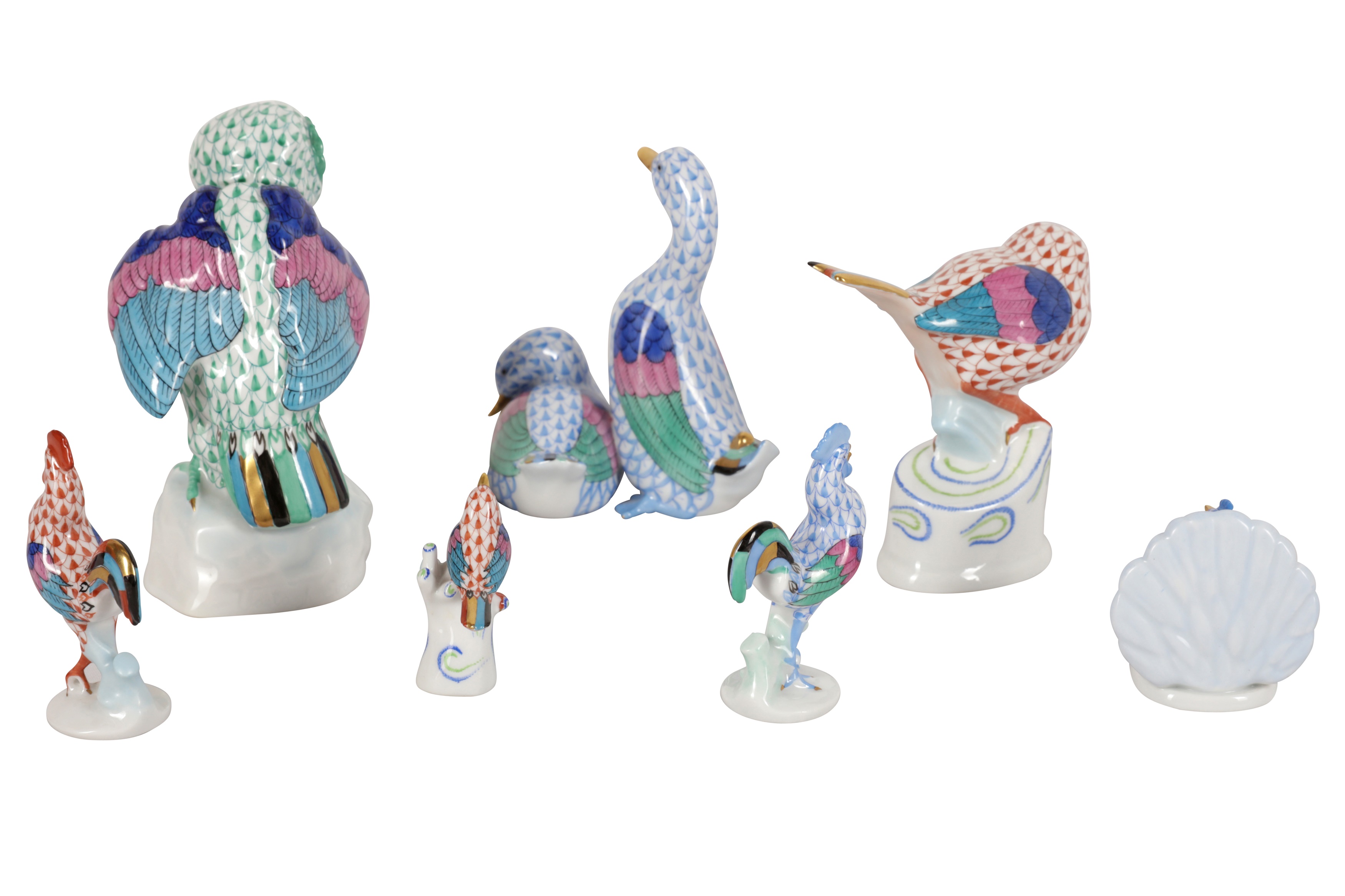 Lot 105 - A GROUP OF HEREND FISHNET PORCELAIN ANIMALS