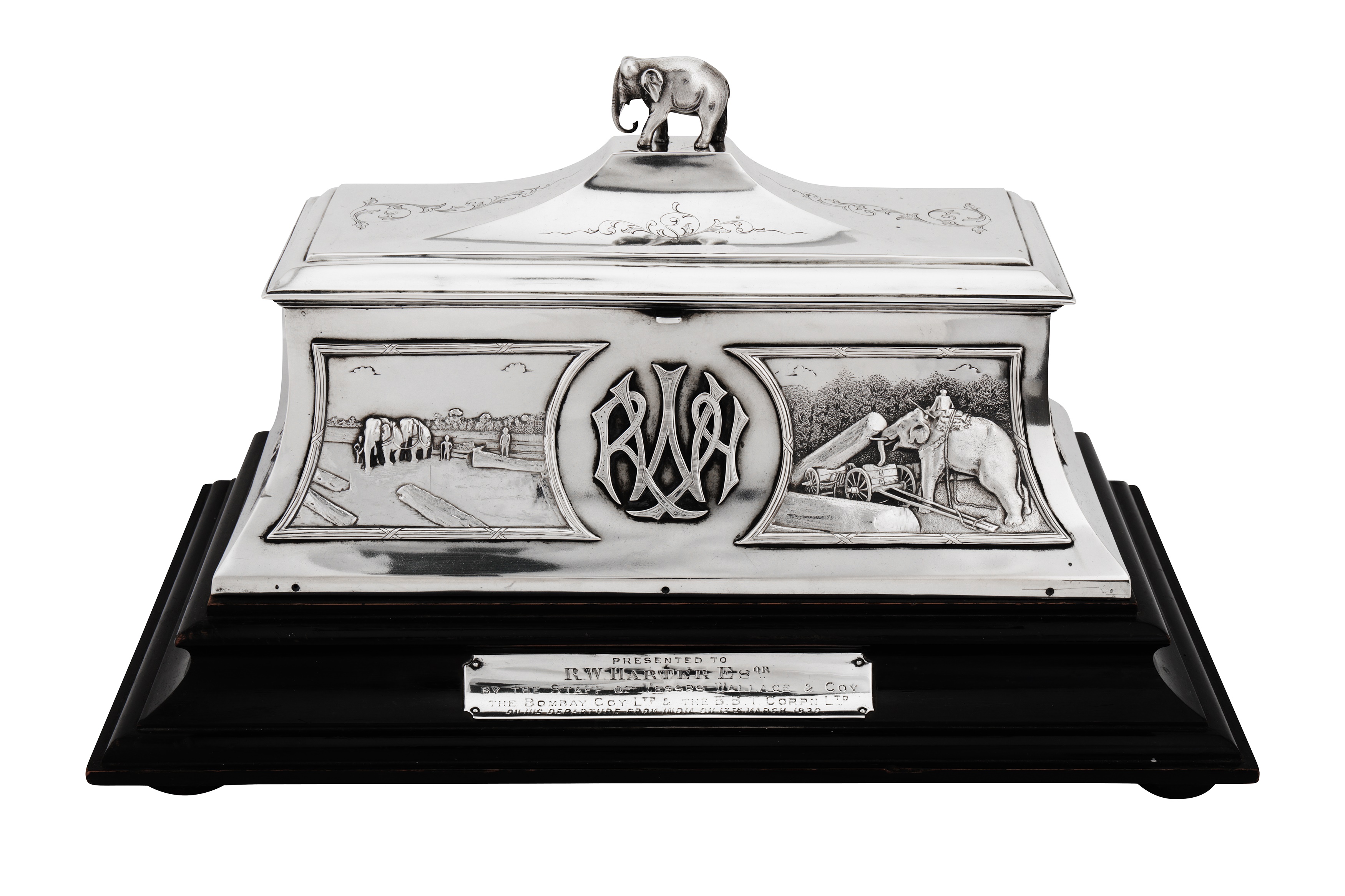 Lot 101 - An early 20th century Indian unmarked silver