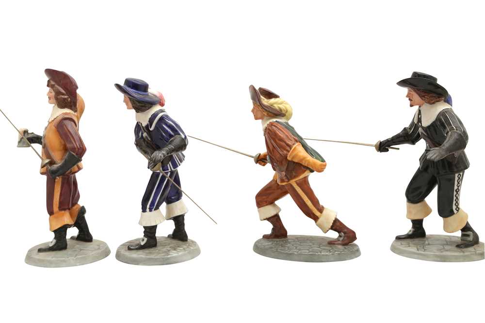 Lot 829 - ROYAL DOULTON