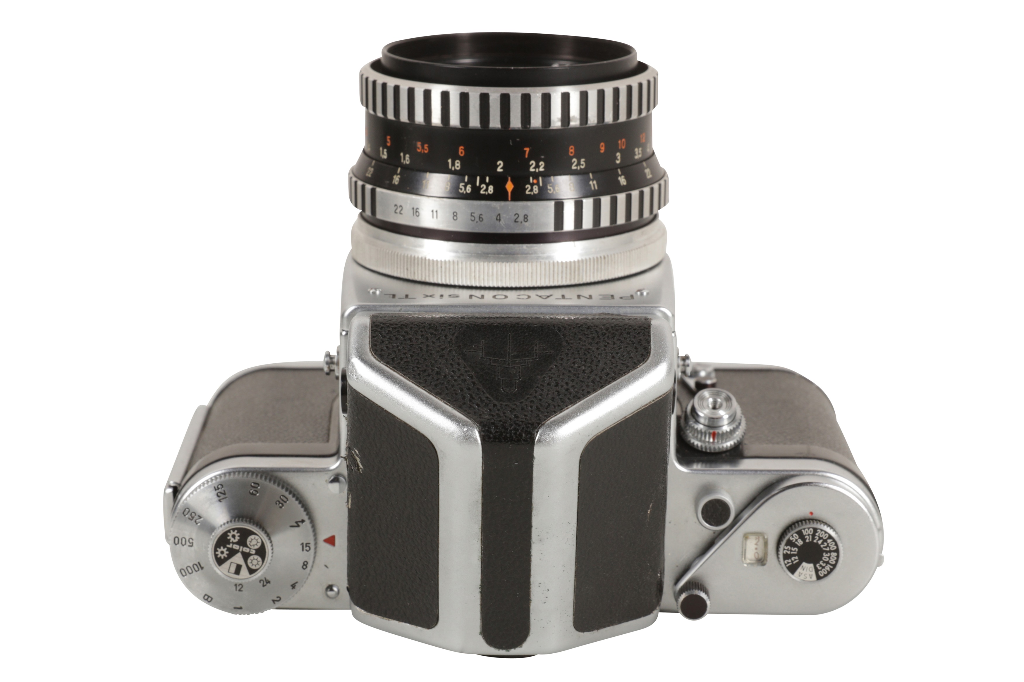 Lot 206 - A Pentacon Six TL Medium Format SLR Outfit