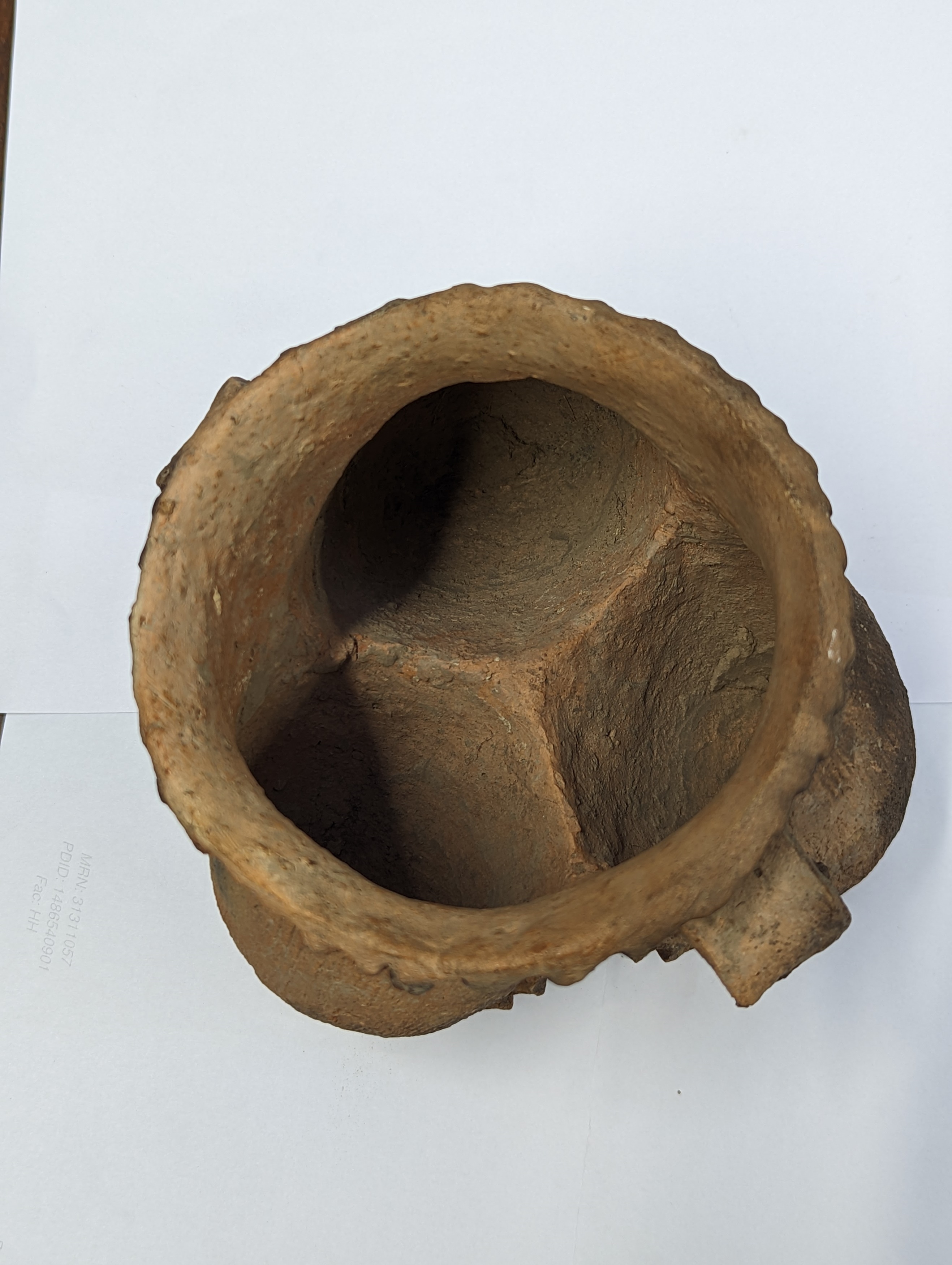Lot 1 - A CHINESE QIJIA CULTURE POTTERY TRIPOD LI
