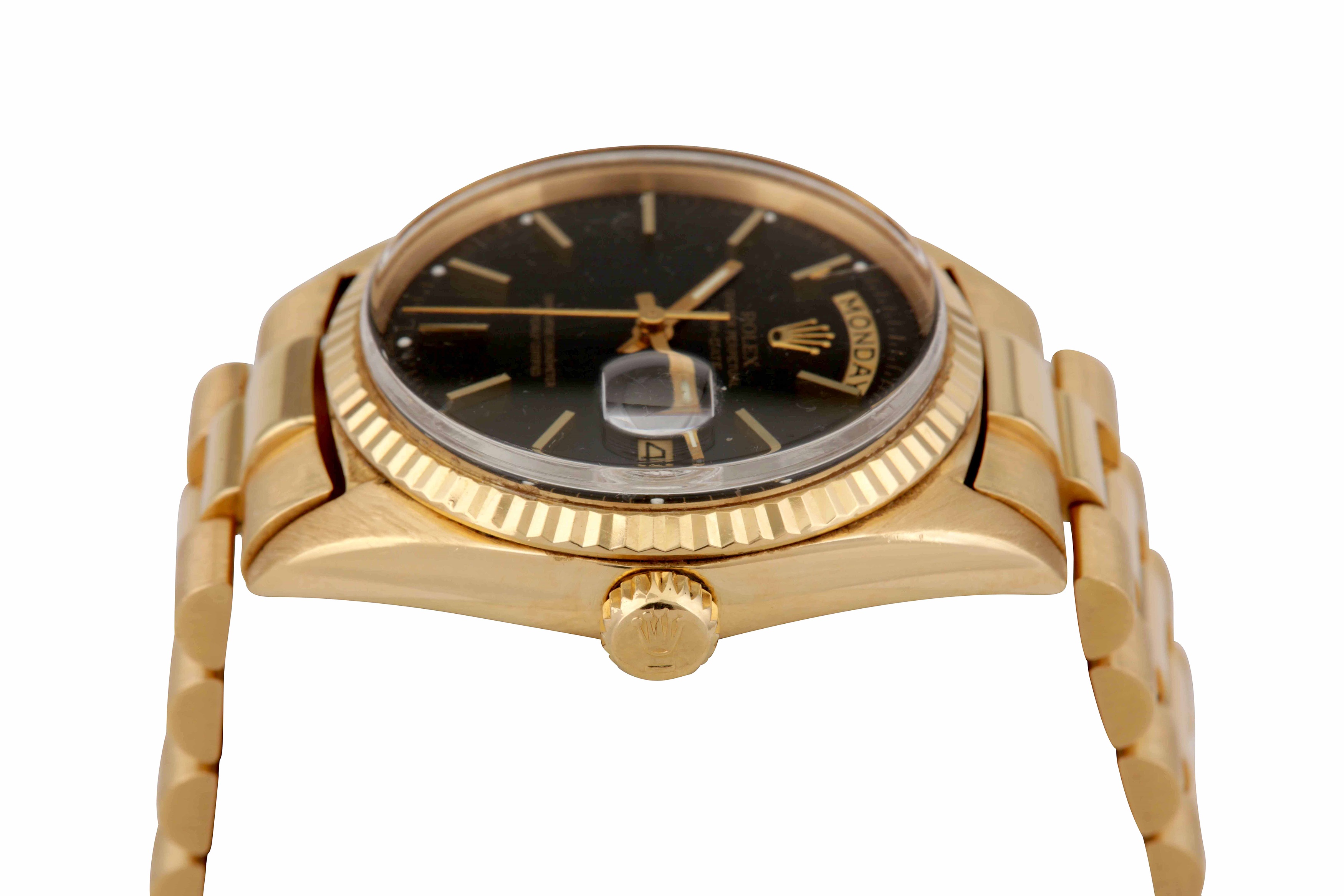 Lot 163 - ROLEX.