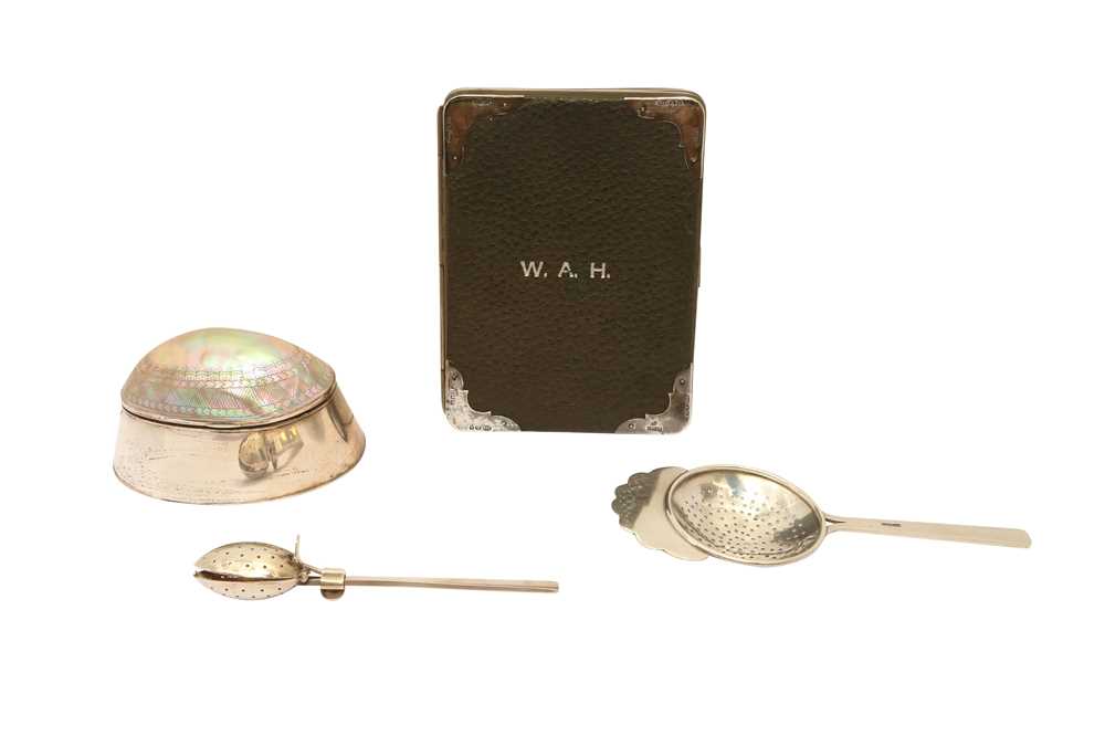 Lot 70 - A MIXED GROUP OF MID - 20TH CENTURY HANDMADE