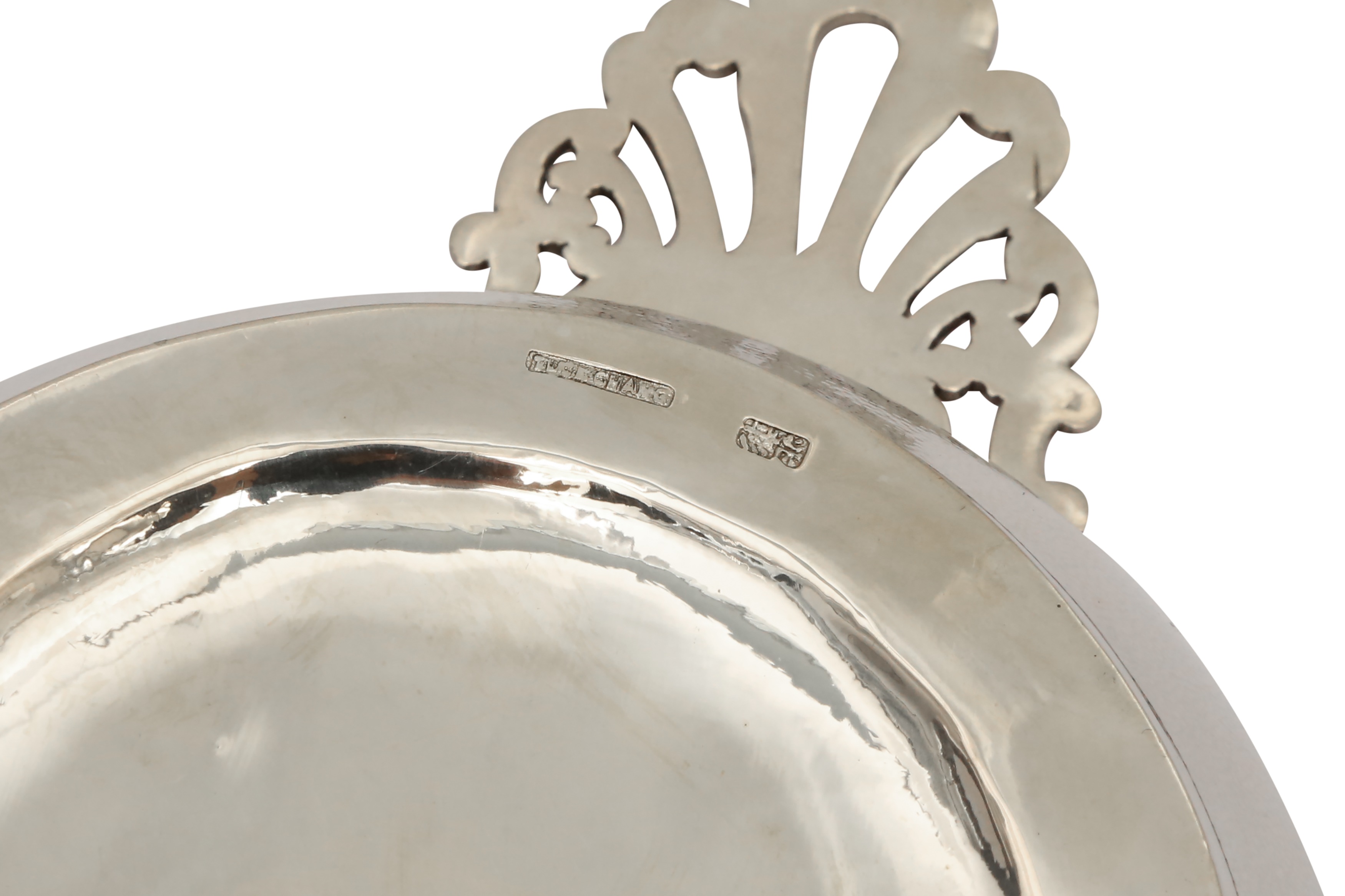 Lot 251 - AN EARLY 20TH CENTURY CHINESE EXPORT SILVER