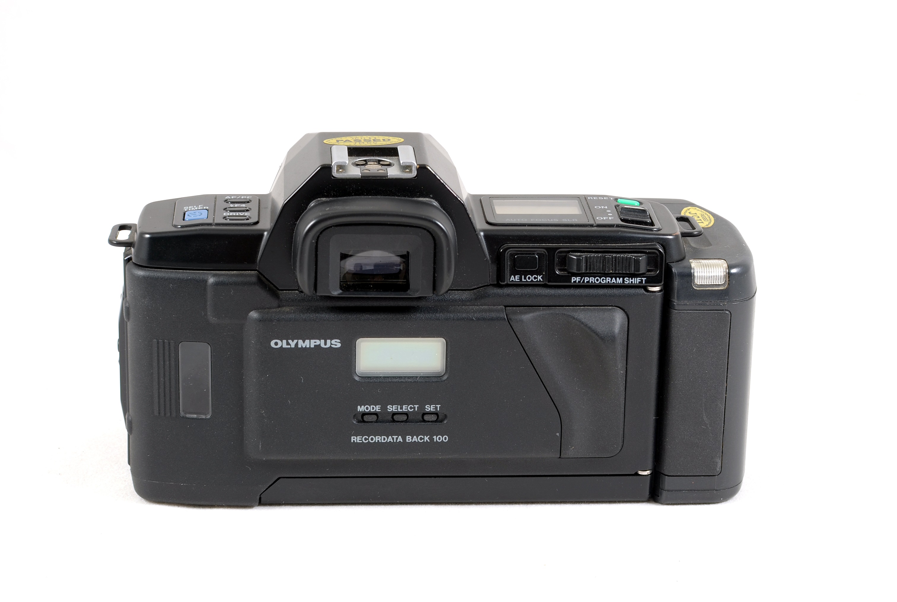 Lot 64 - A 4-lens Olympus OM77AF/OM707 Outfit