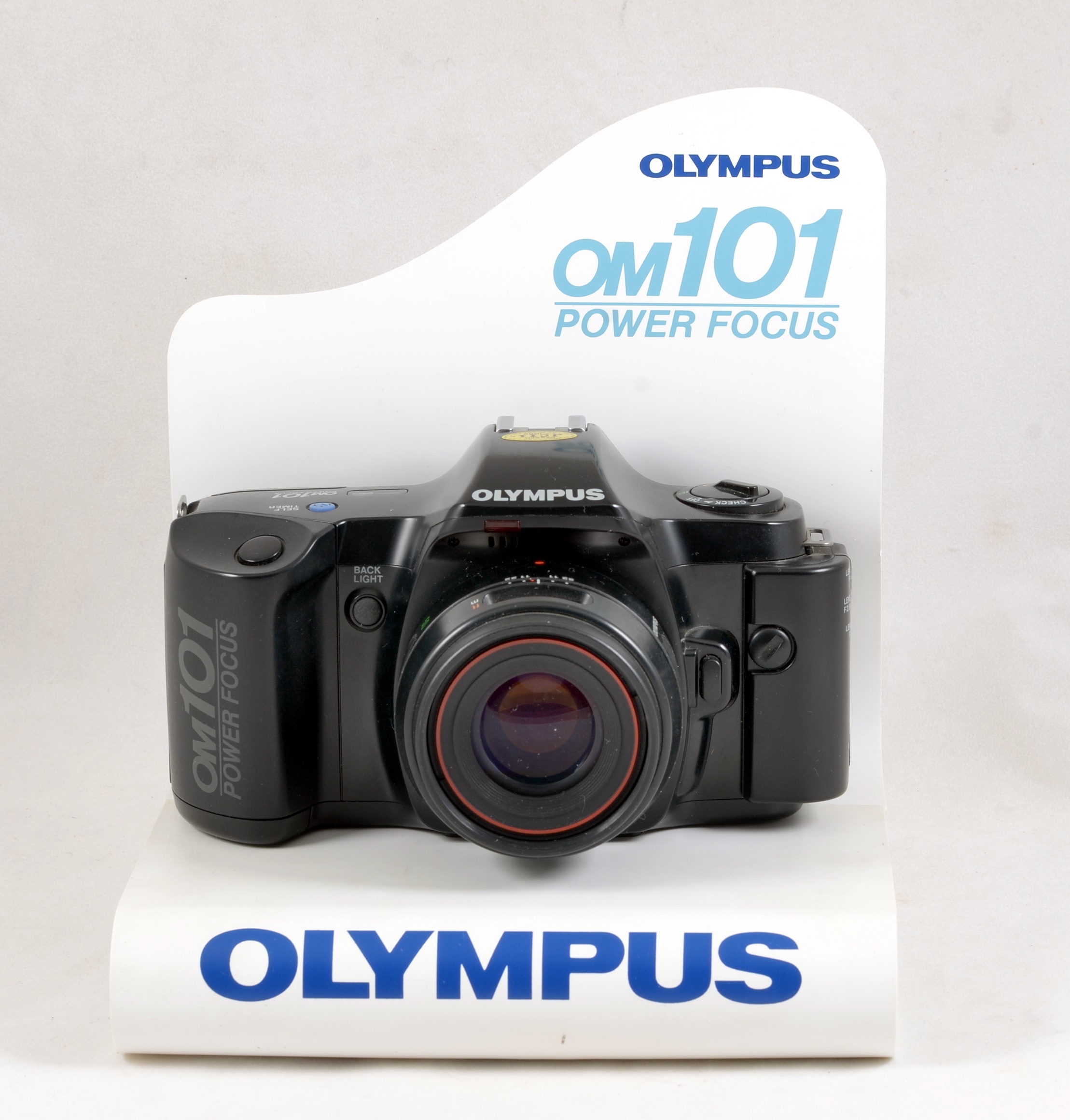 Lot 63 - An Olympus OM101 Power Focus Outfit.