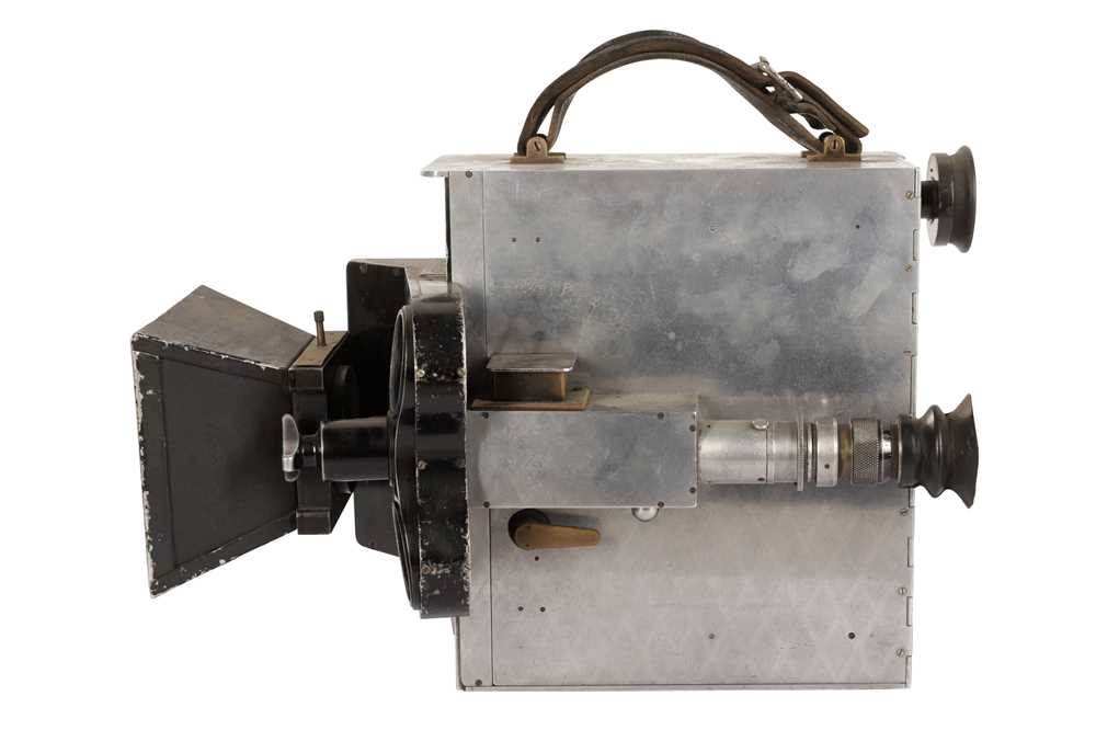 Lot 403 - A Newma`n Sinclair Auto Kine Model N 35mm