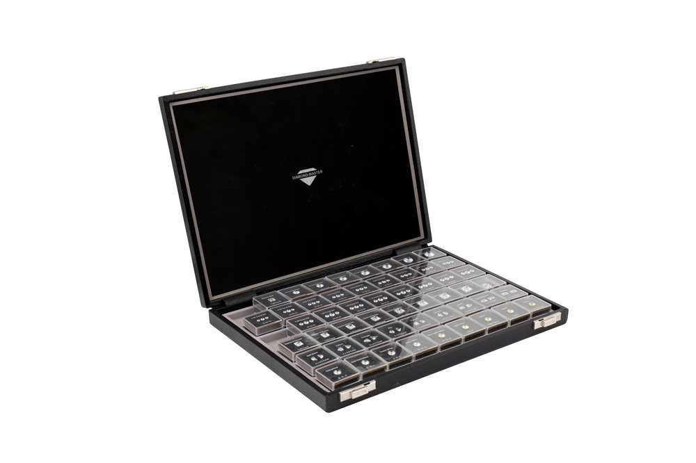Lot 153 - A Diamond Master Display Set