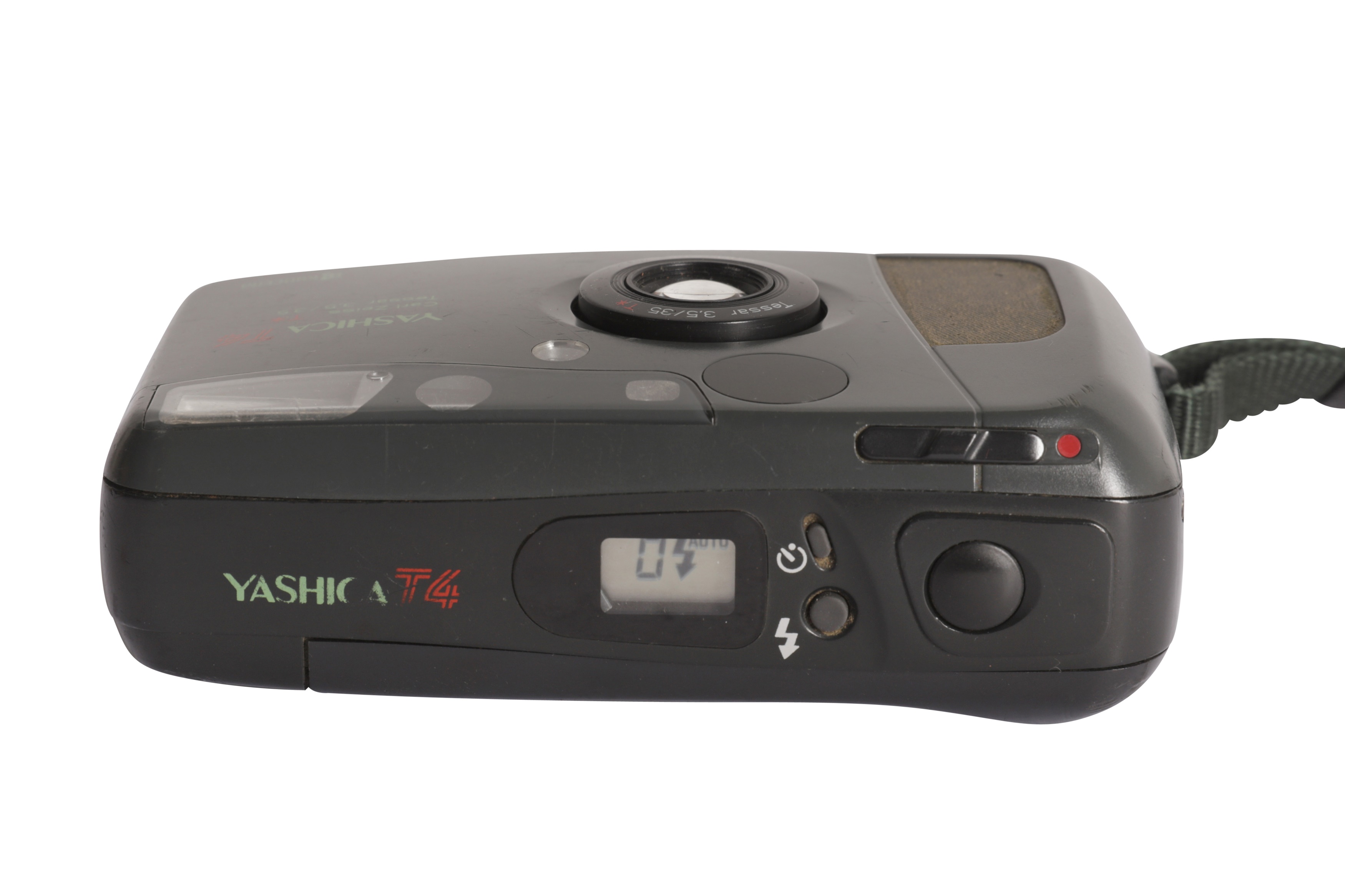 Lot 55 - A Yashica T4 Safari Compact 35 mm Camera