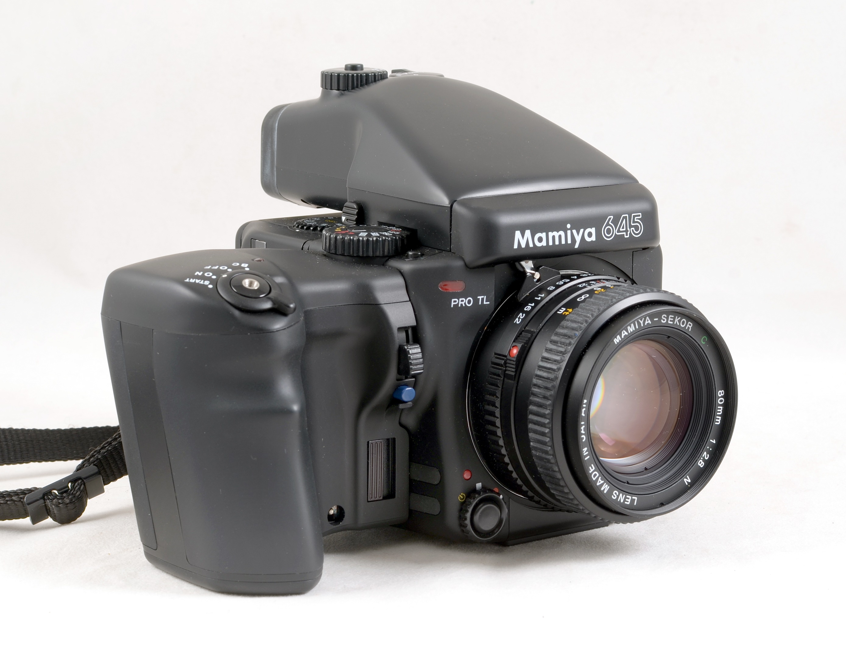 Lot 205 - An Extensive Mamiya 645 Pro TL Medium Format