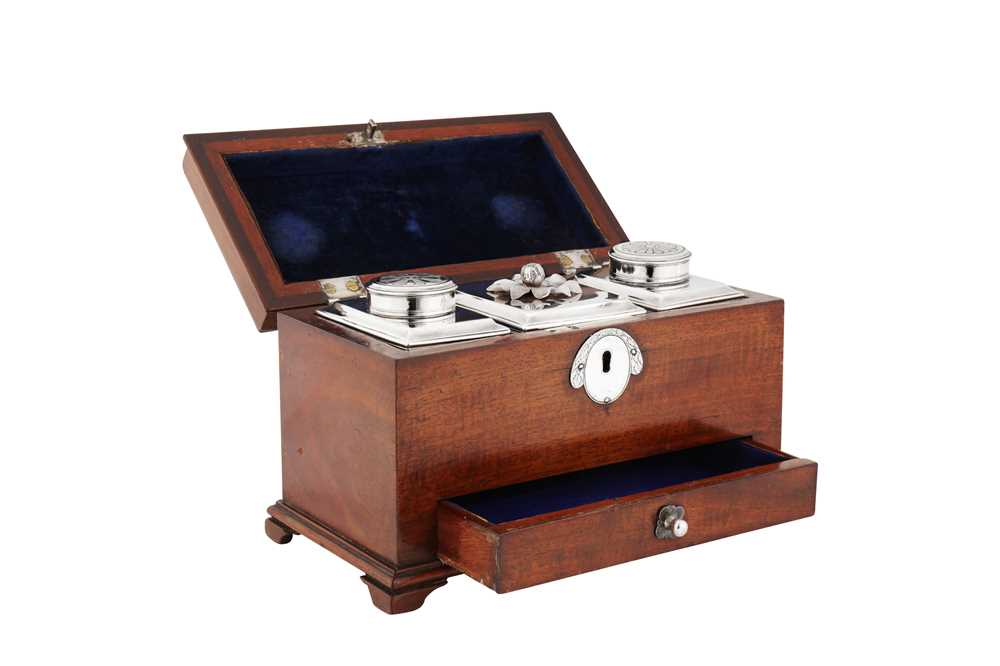 Lot 286 - A cased late 18th century Danish silver tea