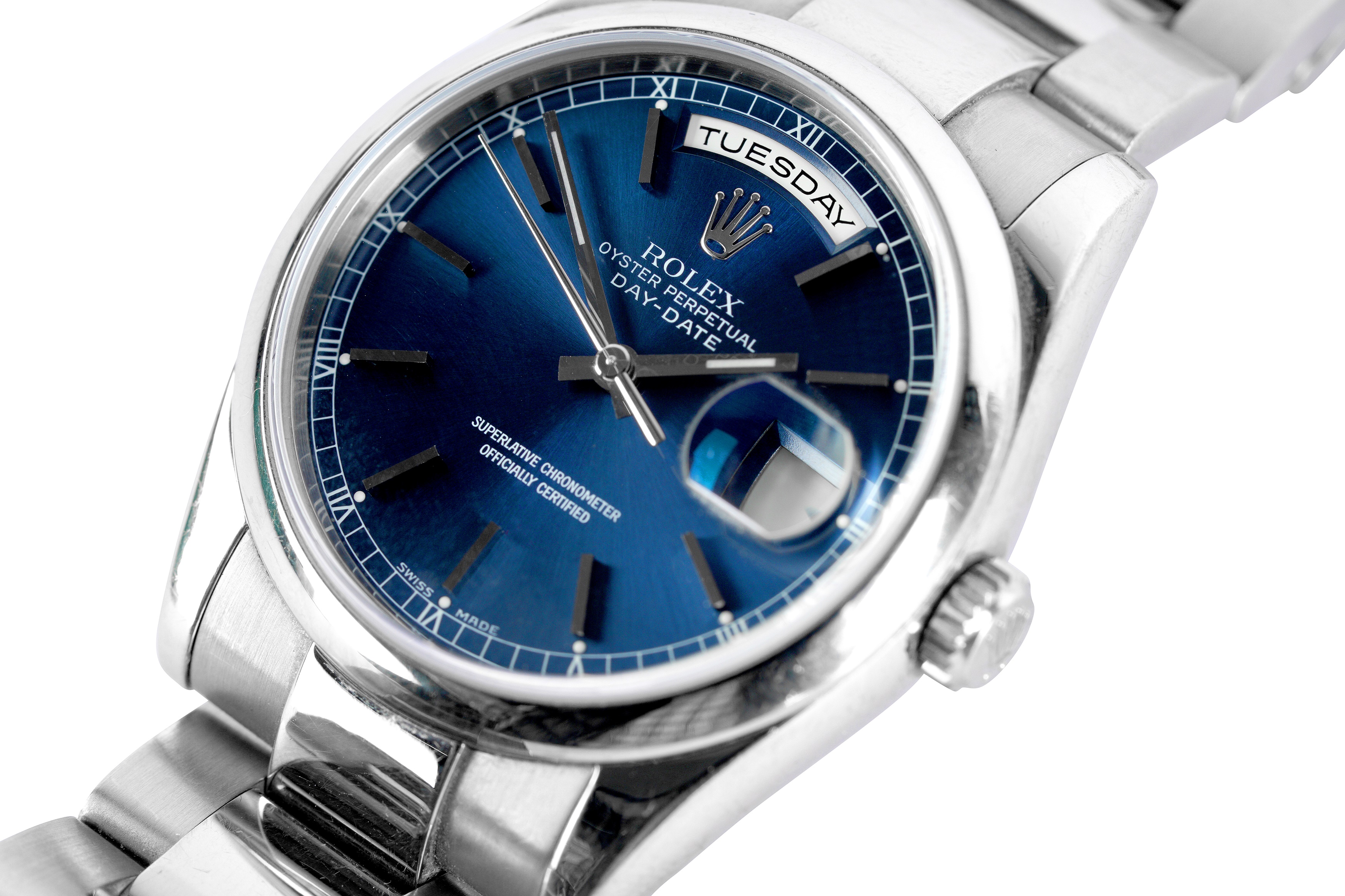 Lot 321 - ROLEX.