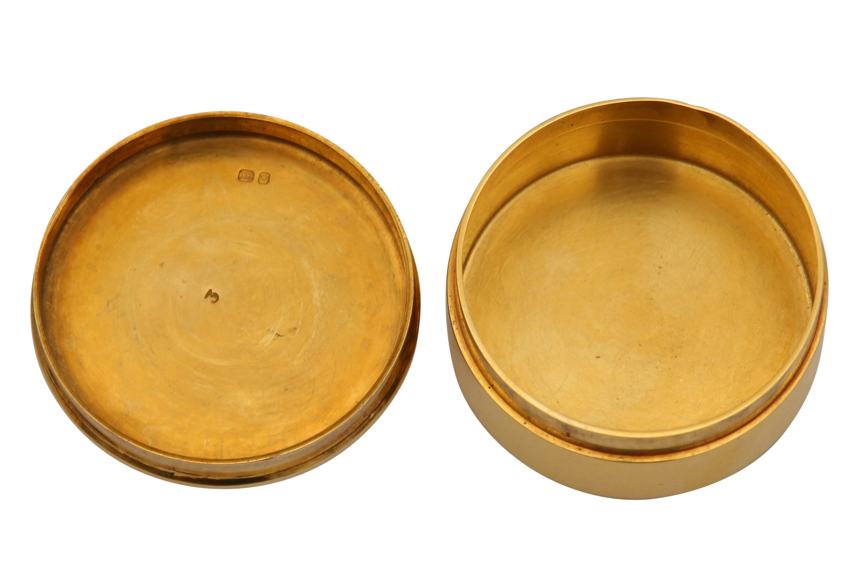 Lot 1000 - AN 18CT GOLD ASPREY COMMERATIVE PILL BOX