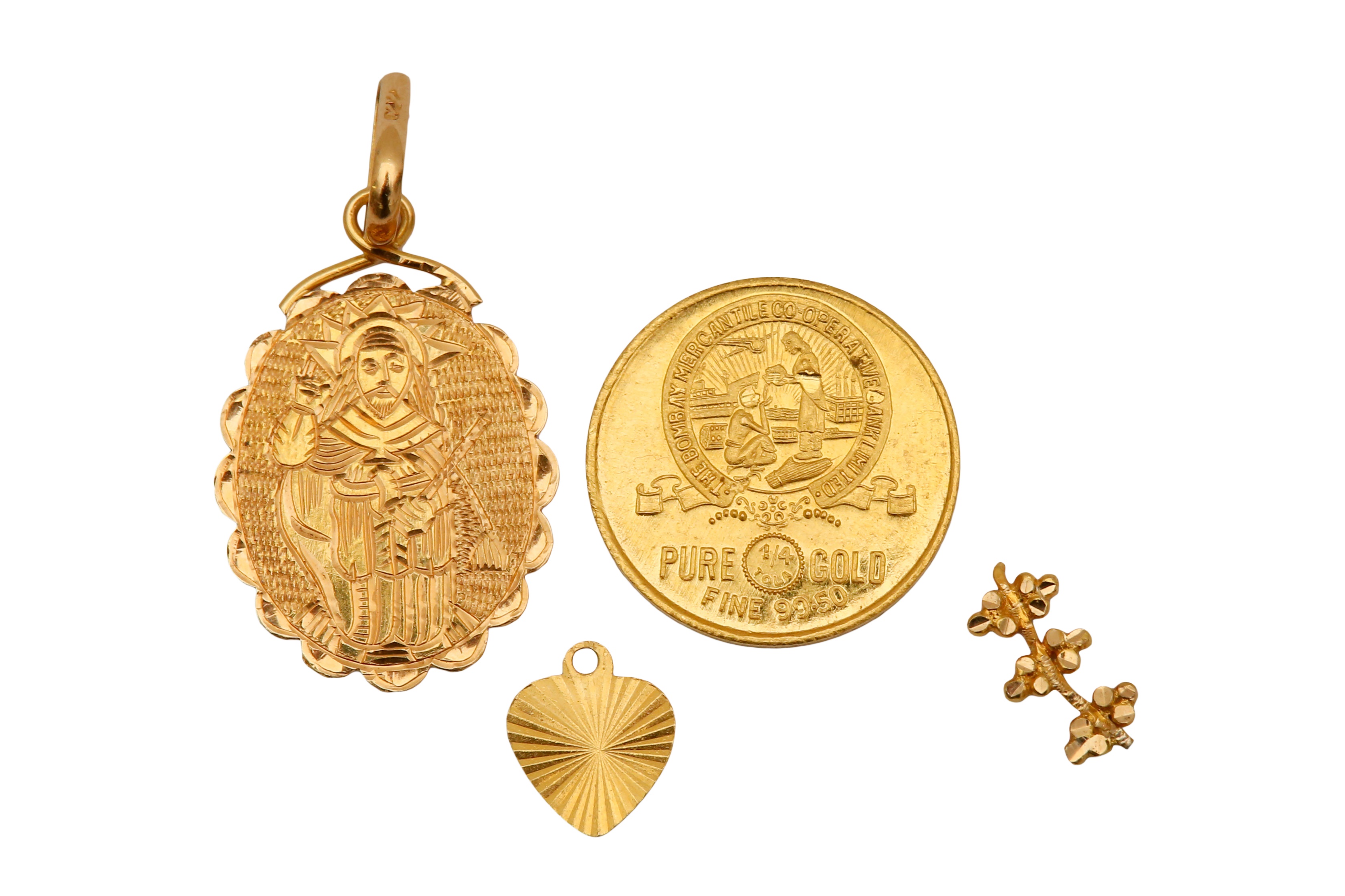 Lot 1041 - A GROUP OF GOLD ITEMS