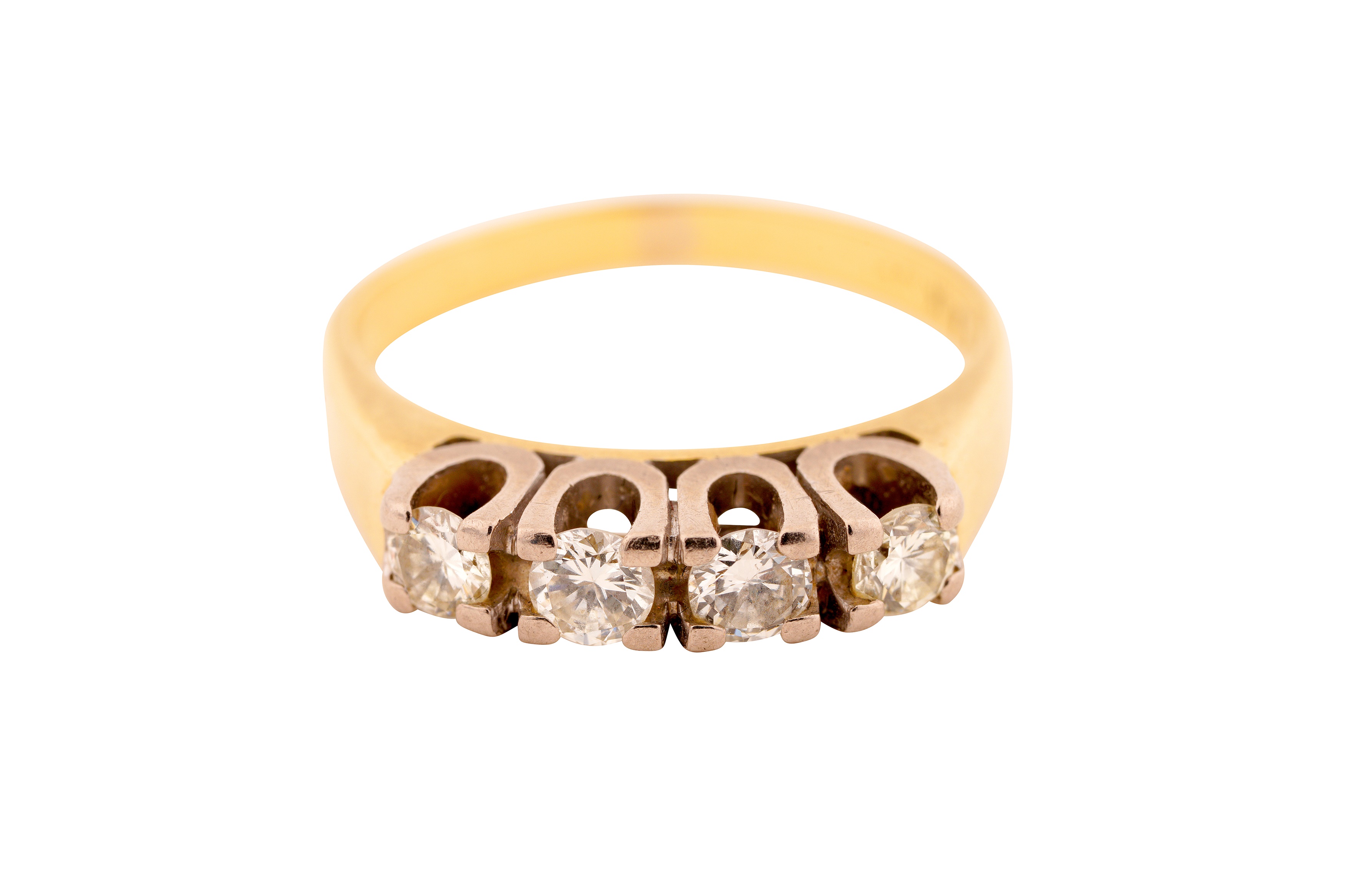 Lot 1011 - A DIAMOND FOUR-STONE RING