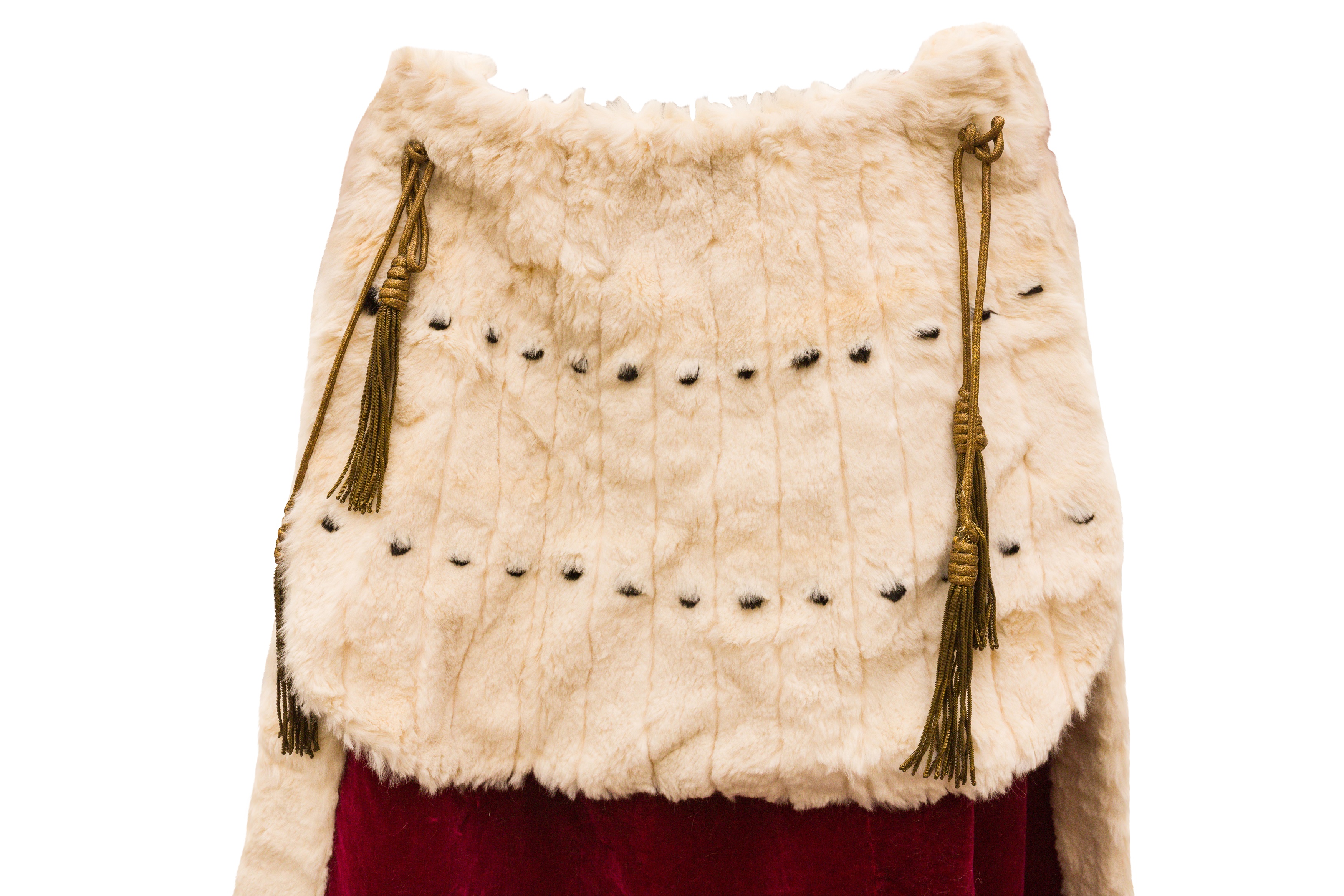 Lot 63 - CORONATION ROBE FOR A BARONESS