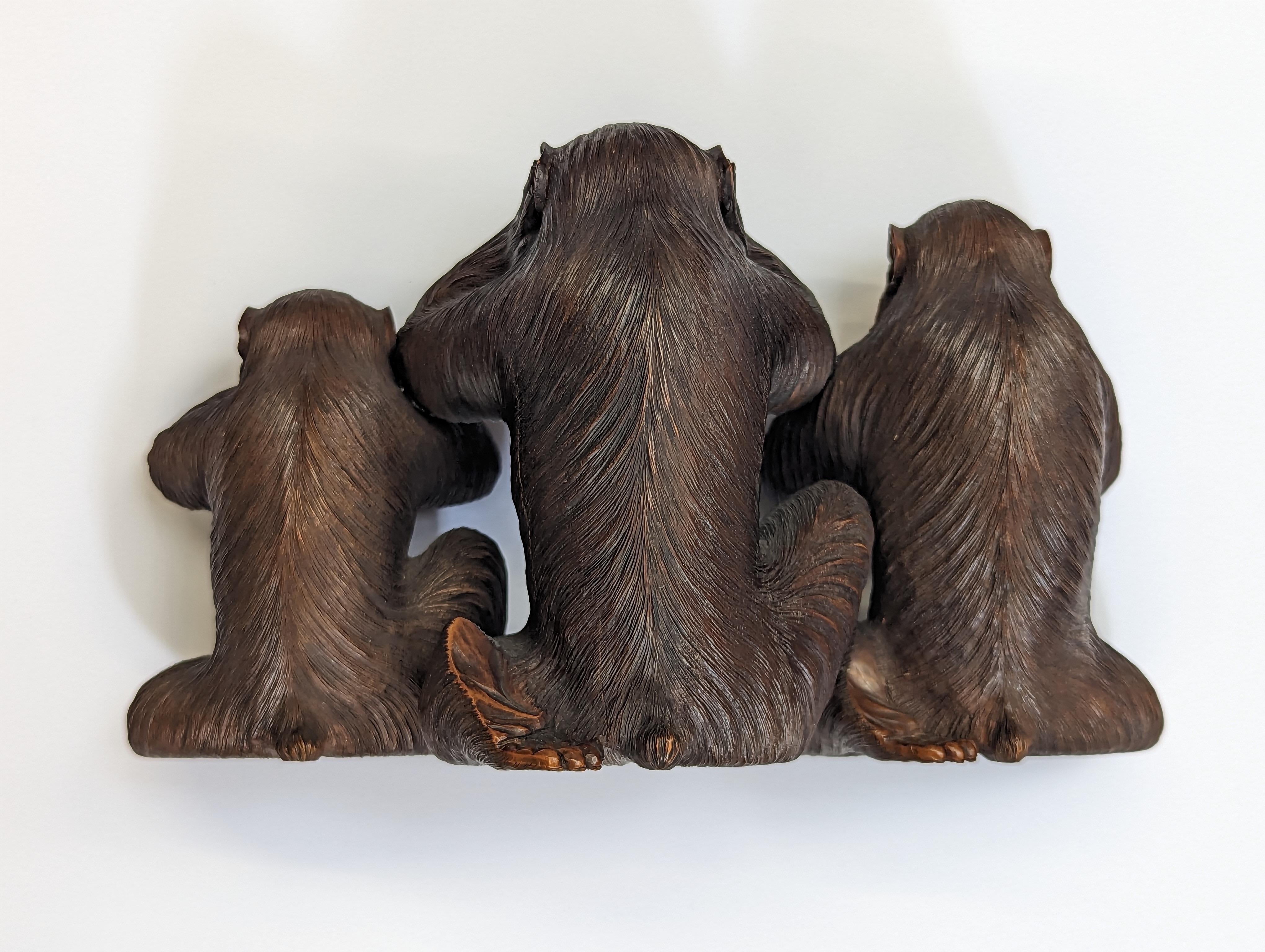 Lot 295 - A JAPANESE WOOD 'THE THREE WISE MONKEYS'