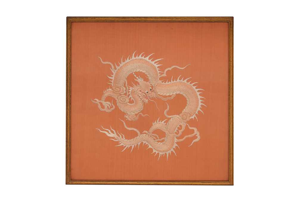 Lot 212 - A CHINESE EMBROIDERED 'DRAGON' PANEL