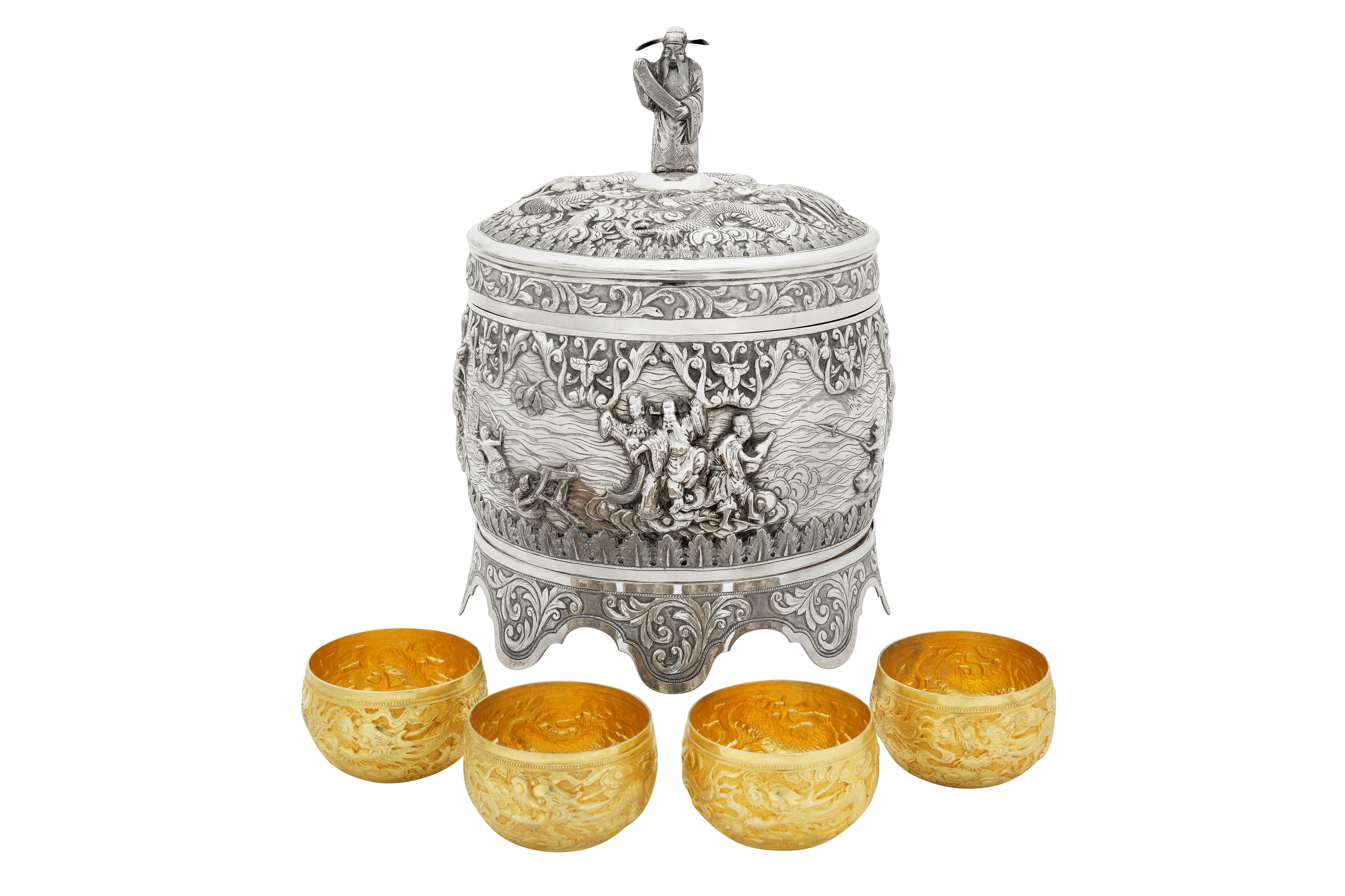 Lot 142 - A late 20th century Chinese silver betel box