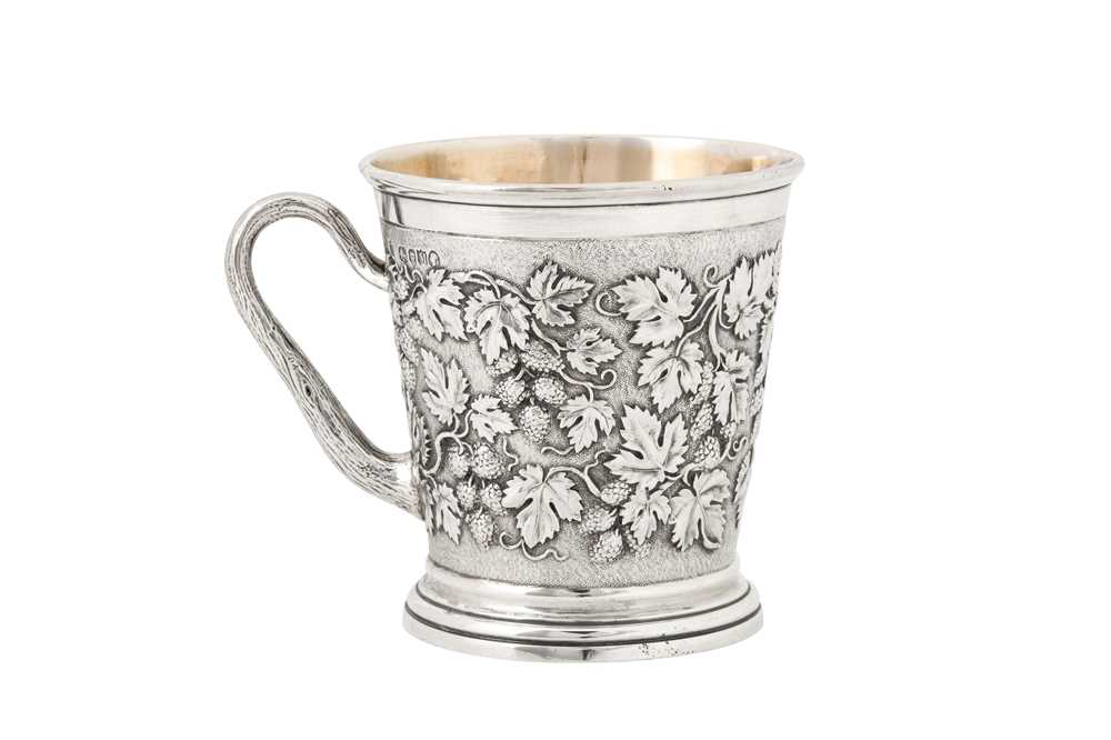 Lot 331 - A Victorian sterling silver ‘fruiting vine’
