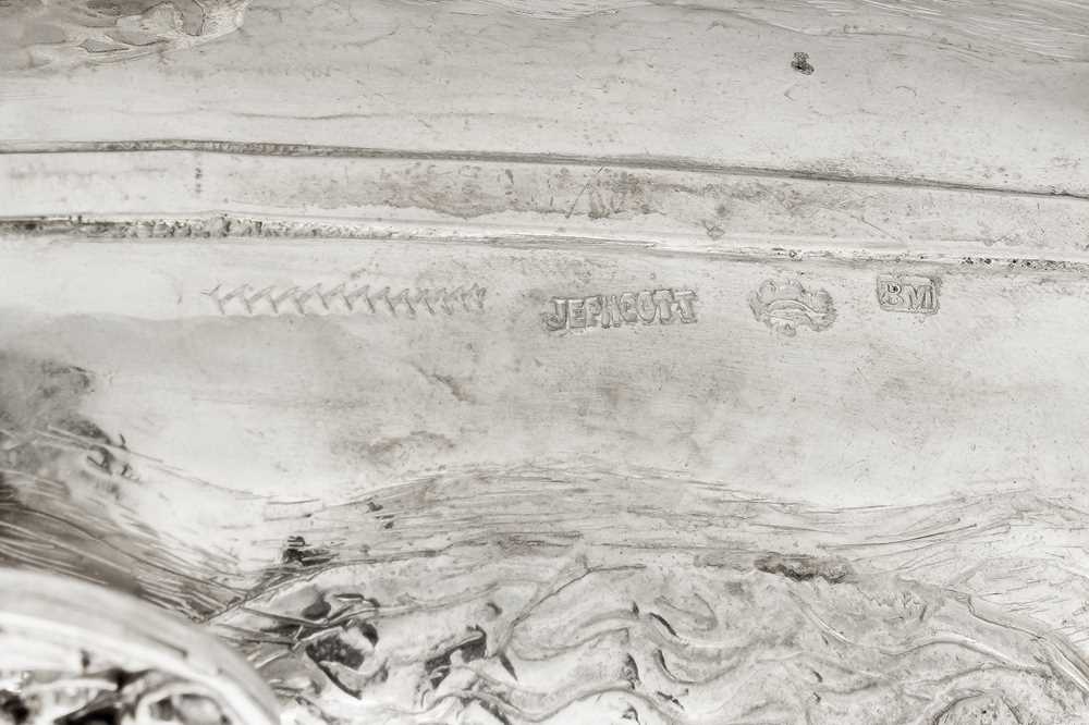 Lot 195 - An early 20th century German silver nef,