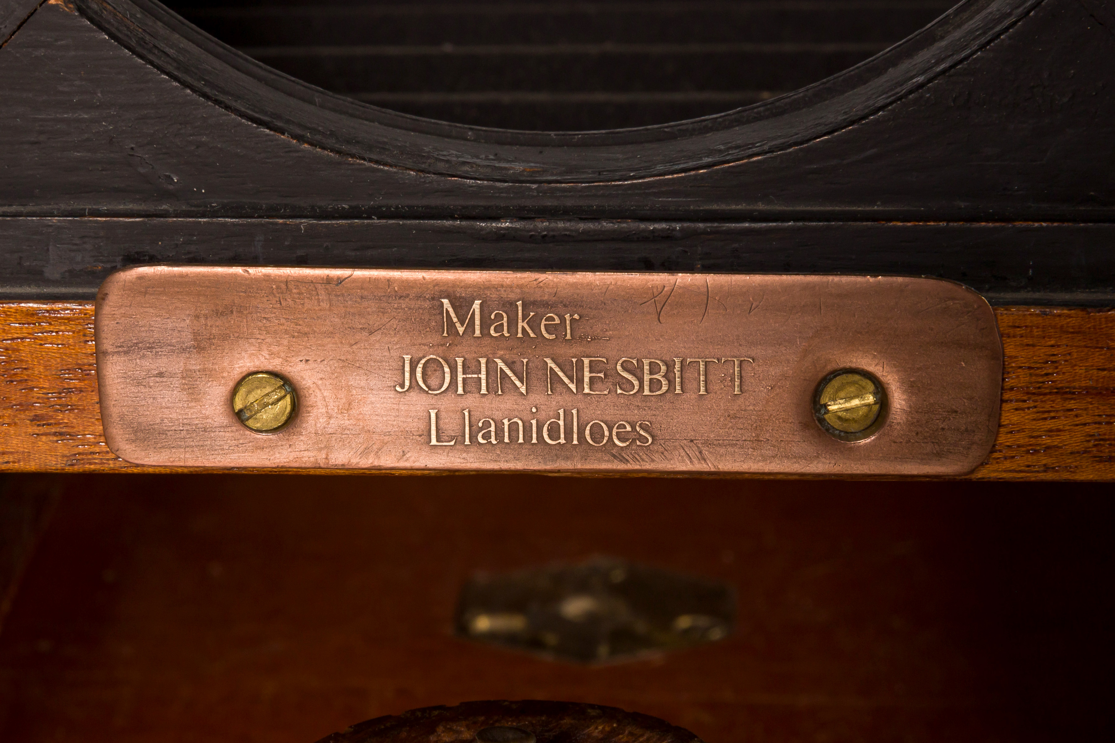 Lot 22 - A Handmade John Nesbitt Contemporary 10x8