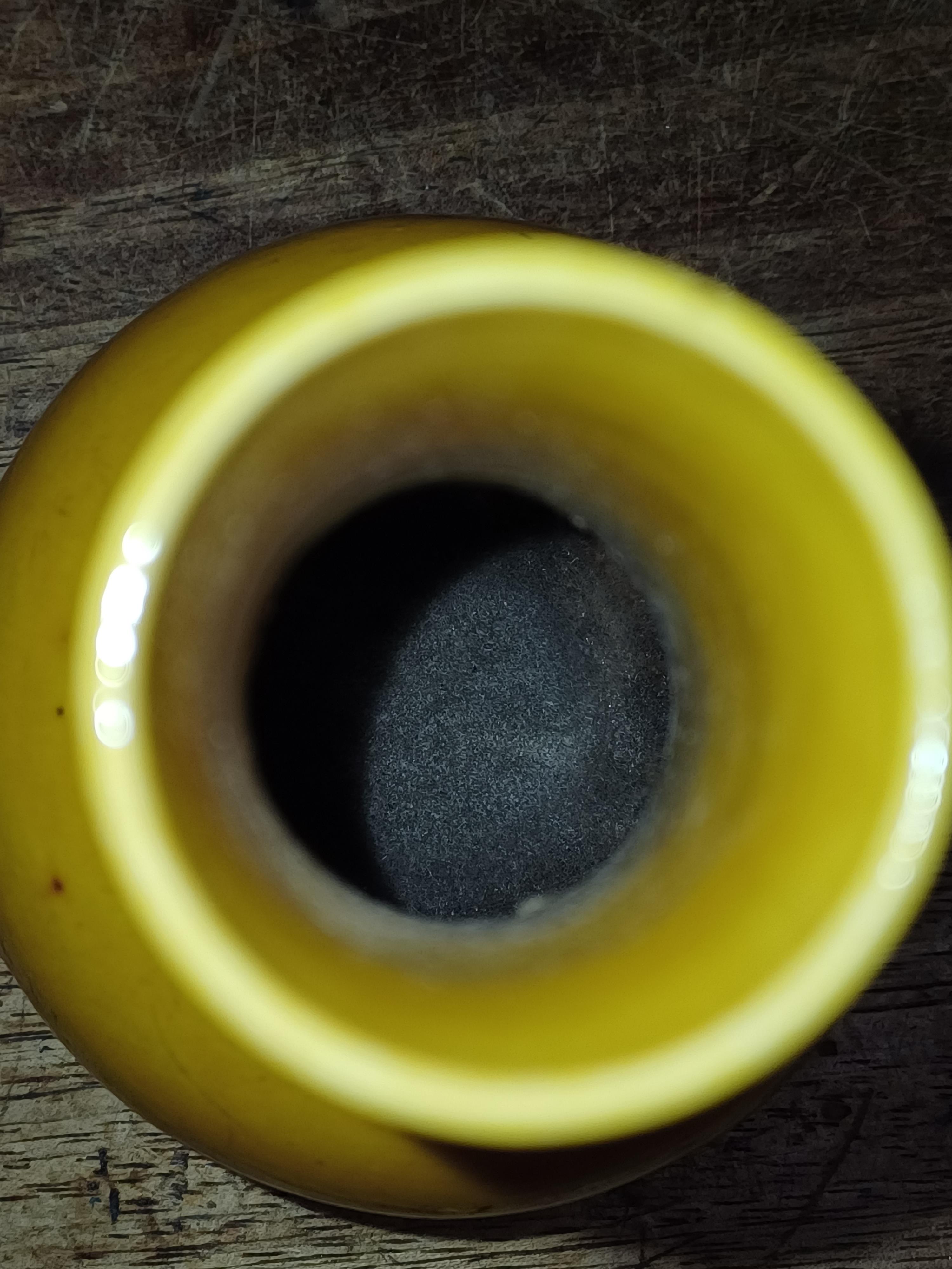 Lot 417 - A SMALL CHINESE MONOCHROME YELLOW-GLAZED