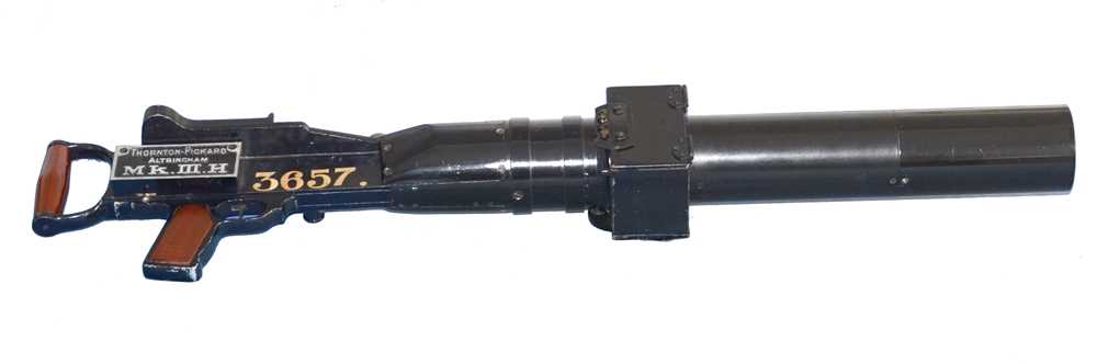 Lot 123 - Thornton Pickard Hythe Camera Gun Mk III.