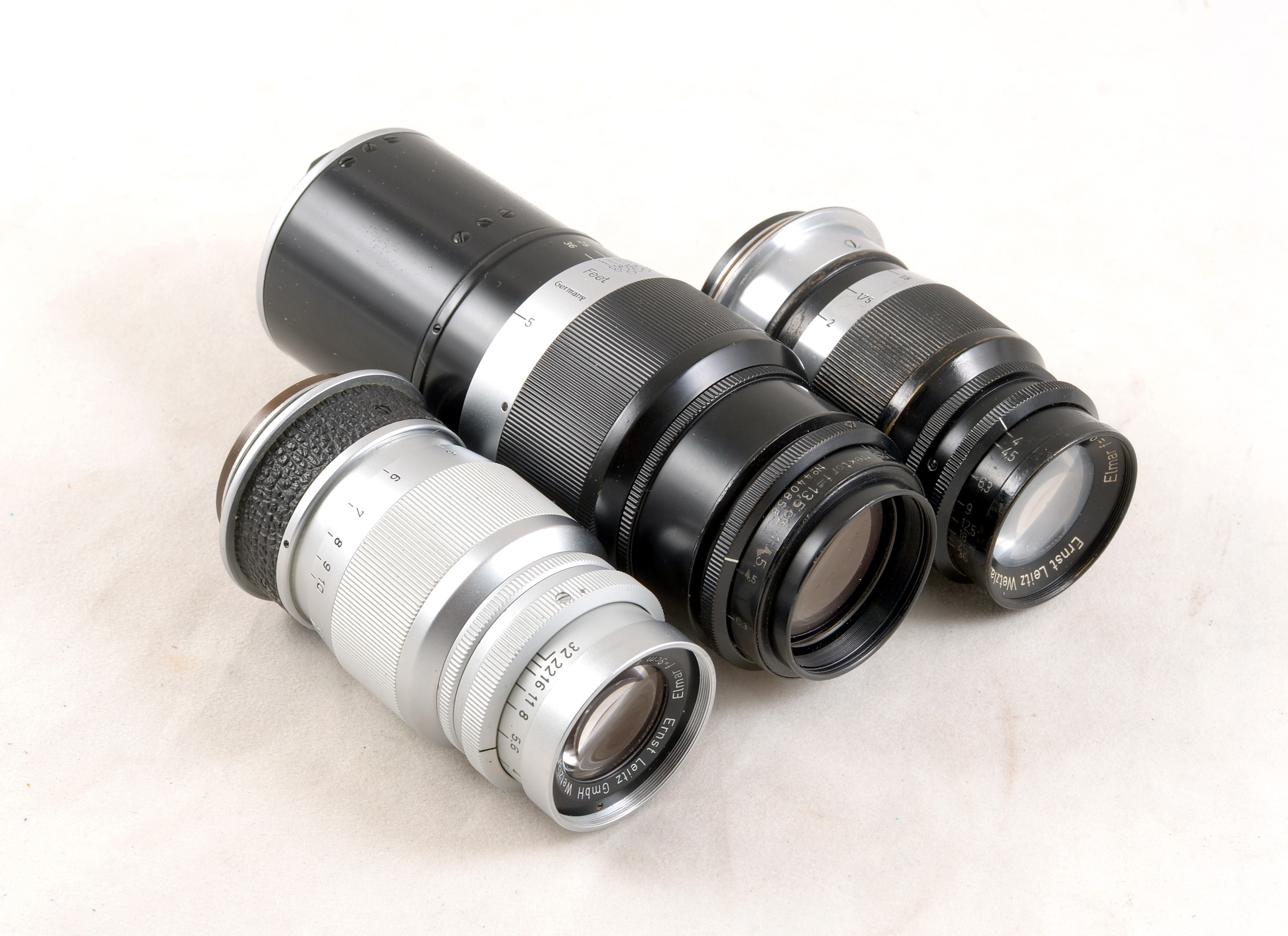 Lot 265 - Group of Three Leica Screw Mount Telephoto