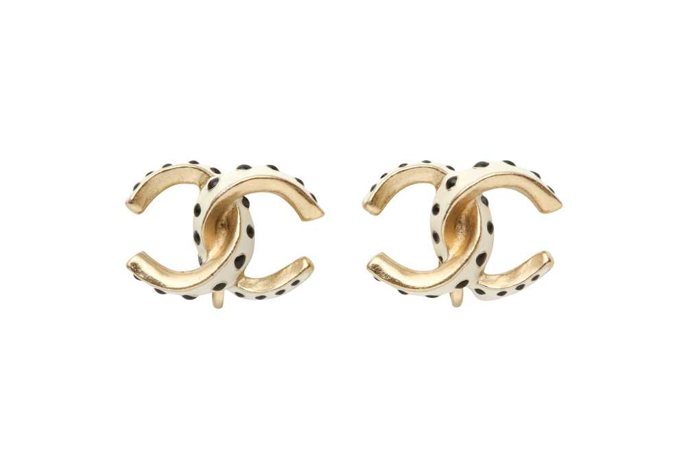 Lot 458 - Chanel White CC Clip On Earrings