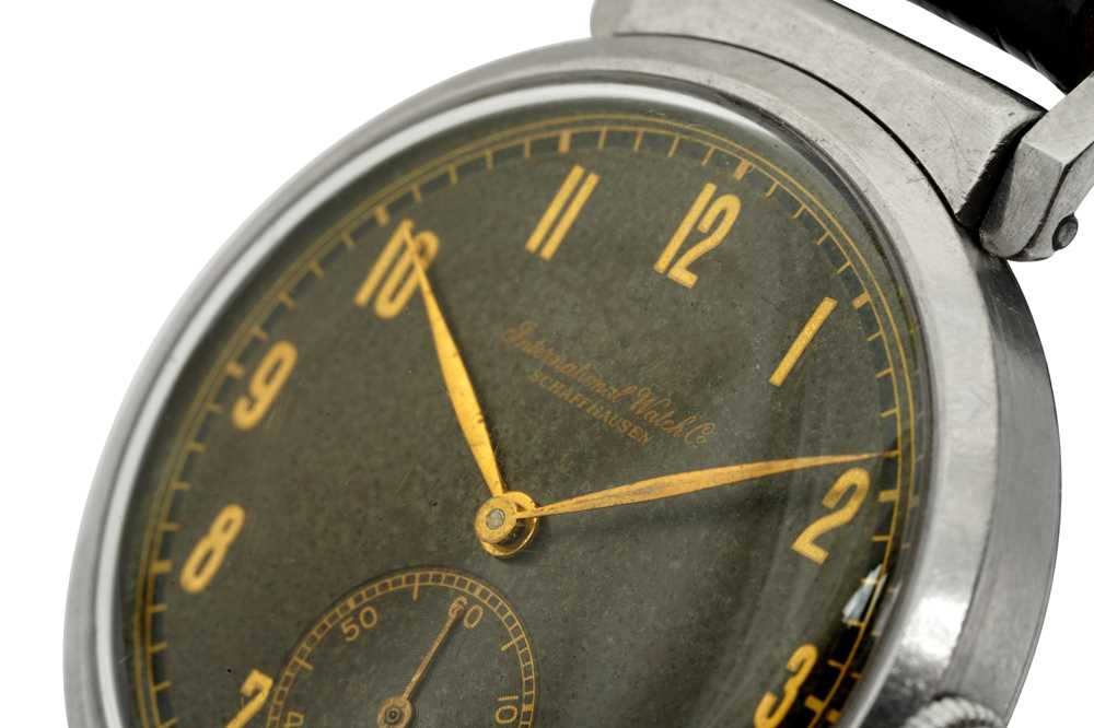 Lot 7 - A GENTS RARE VINTAGE IWC WRISTWATCH