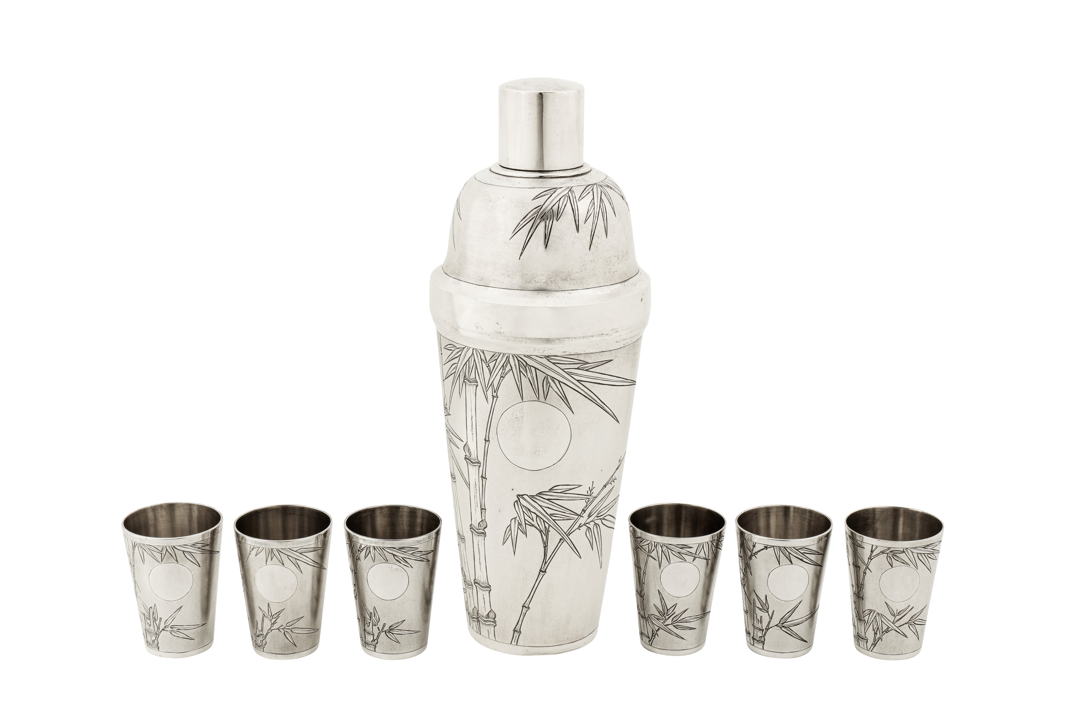 Lot 184 - An early 20th century Chinese export