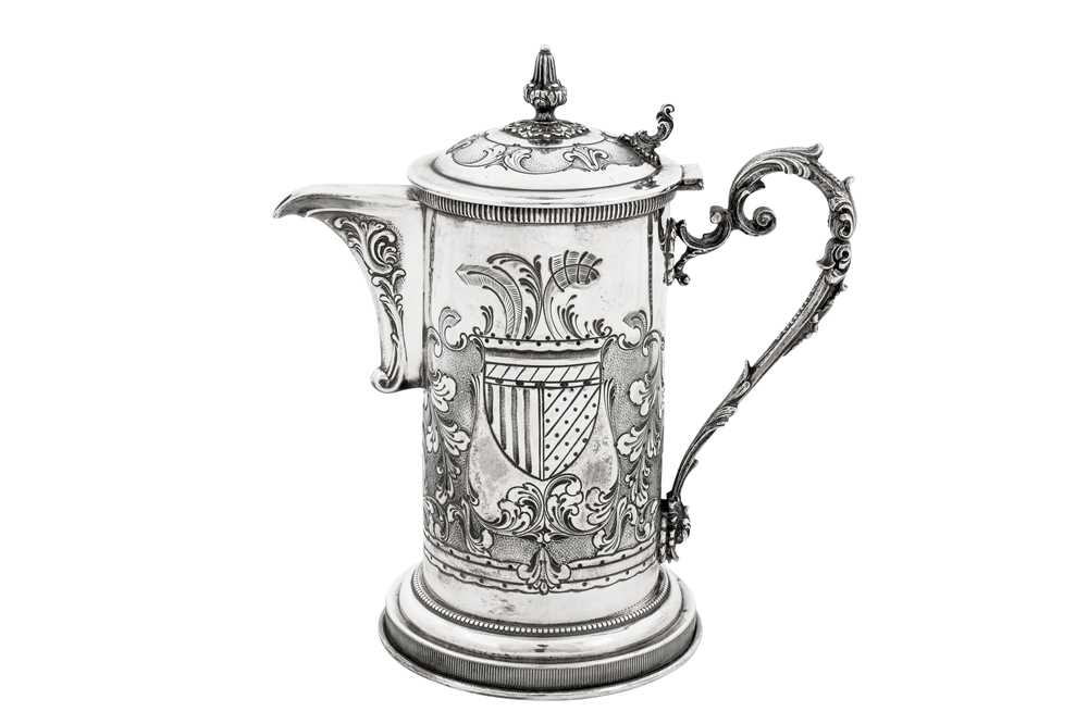 Lot 234 - A mid-20th century Italian 800 standard