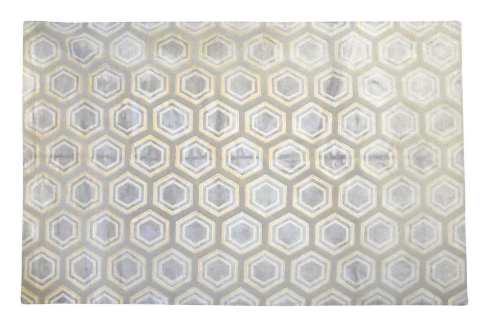 Lot 441 - A JENNIFER MANNERS CONTEMPORARY RUG