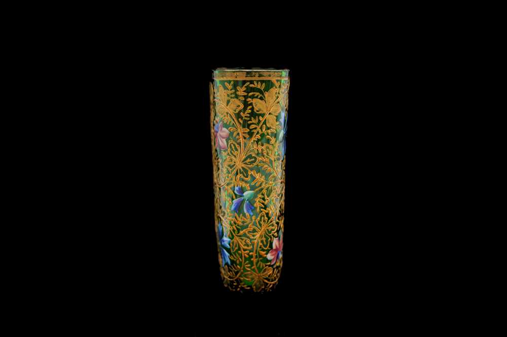 Lot 146 - A MOSER BEAKER