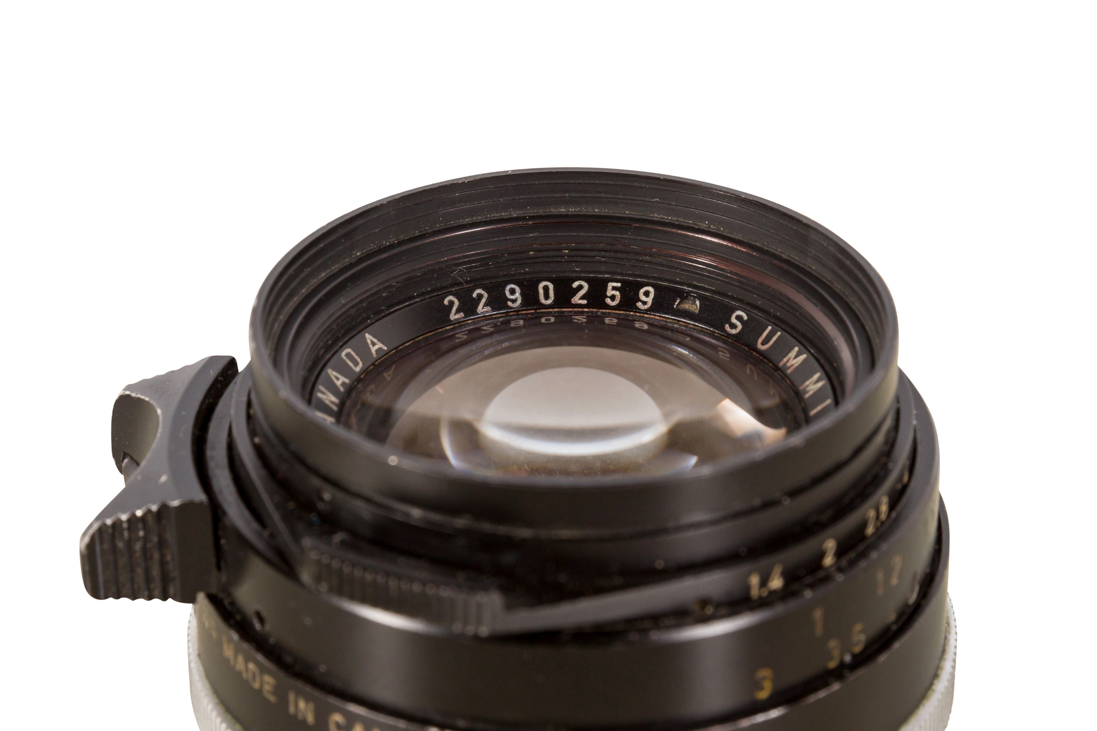 Lot 155 - A Leitz 35mm f/1.4 Summilux Infinity Lock