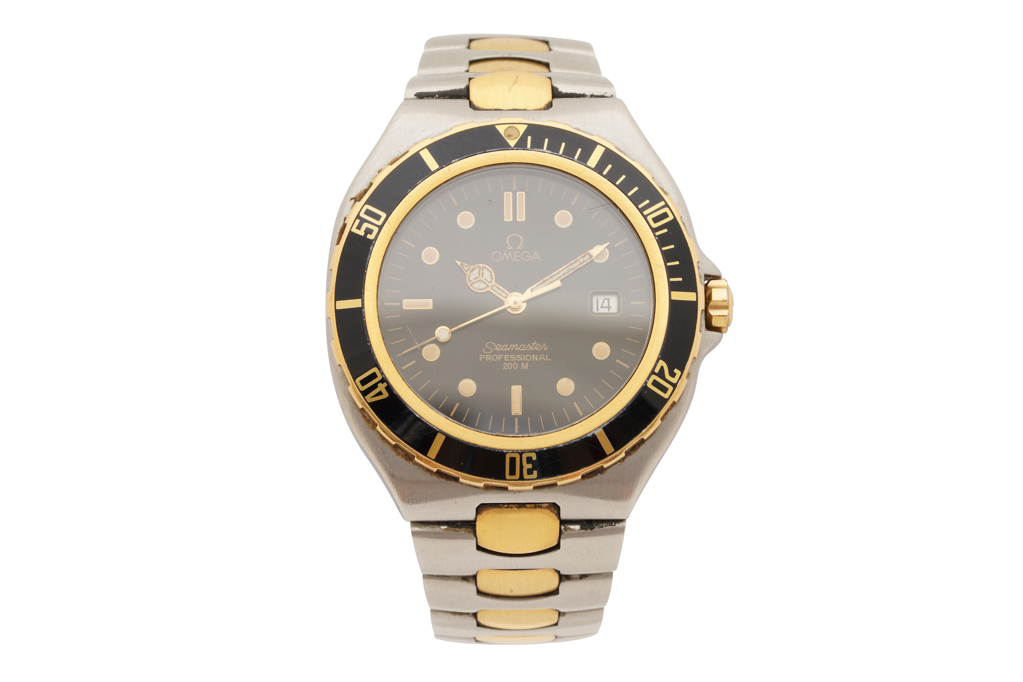 Lot 210 - A MEN'S OMEGA SEAMASTER 200 'PRE-BOND'