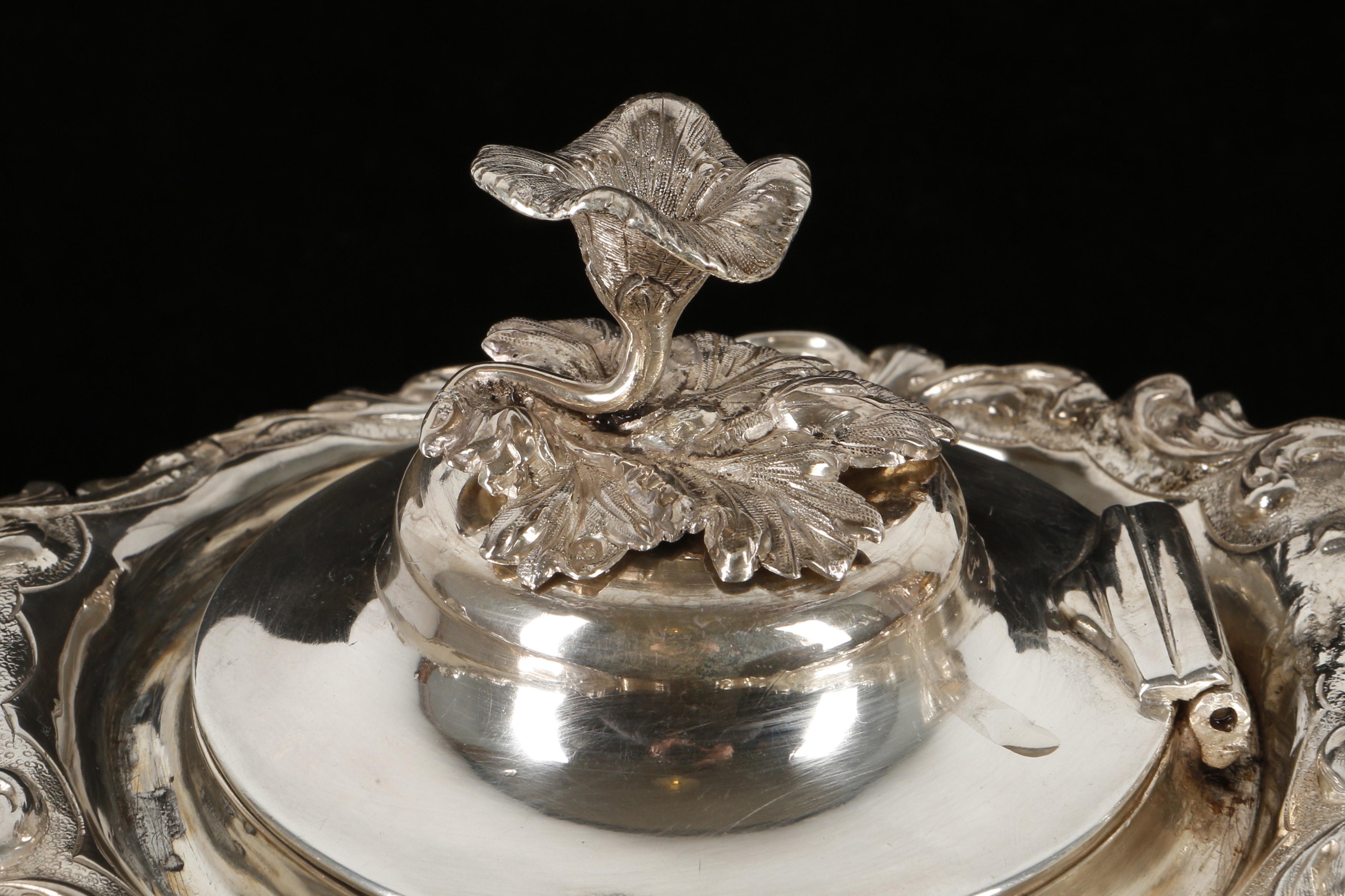 Lot 368 - An exceptional antique 19th Century Irish