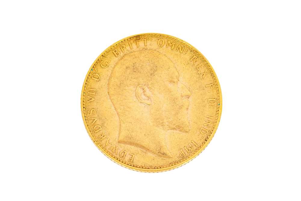 Lot 140 - AN EDWARD VII SOVEREIGN COIN DATED 1904