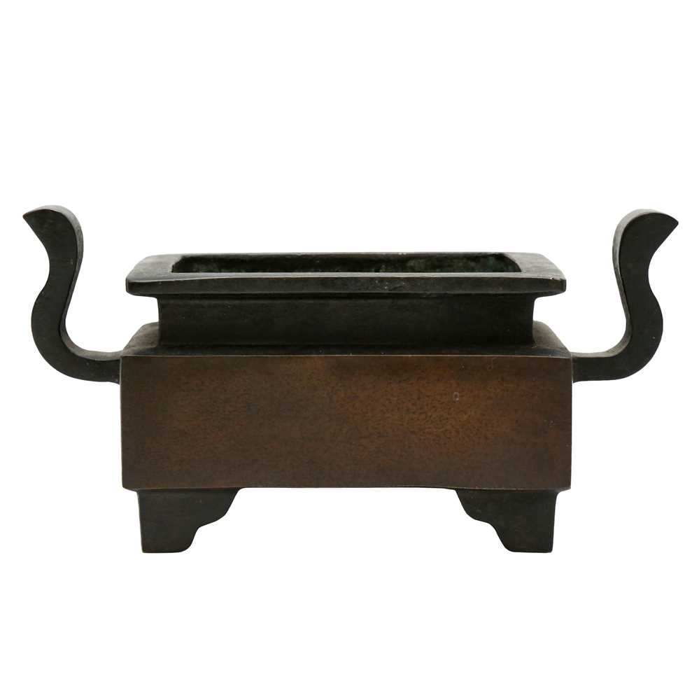 Lot 527 - A Chinese bronze rectangular censer, Qing