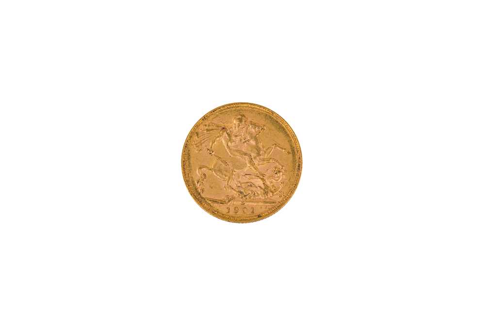 Lot 116 - VICTORIA - VEILED HEAD FULL SOVEREIGN GOLD