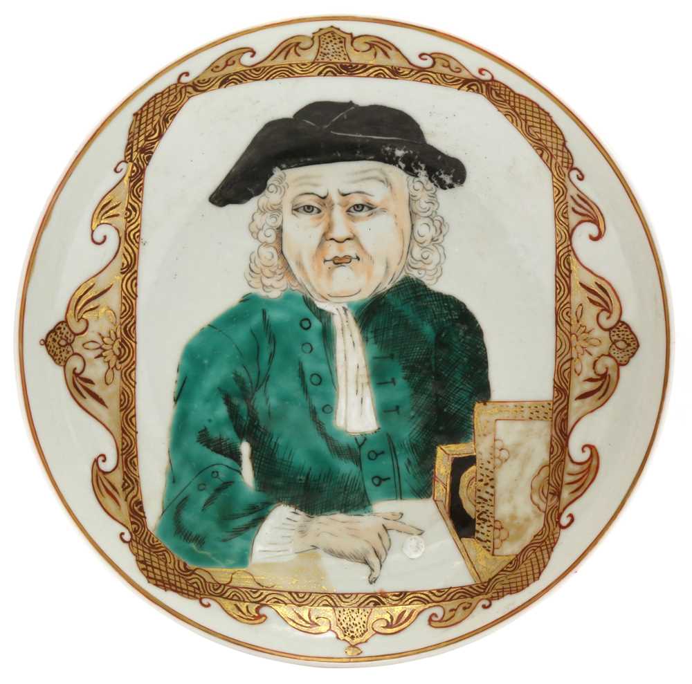Lot 289 - A RARE CHINESE EXPORT 'PORTRAIT' DISH