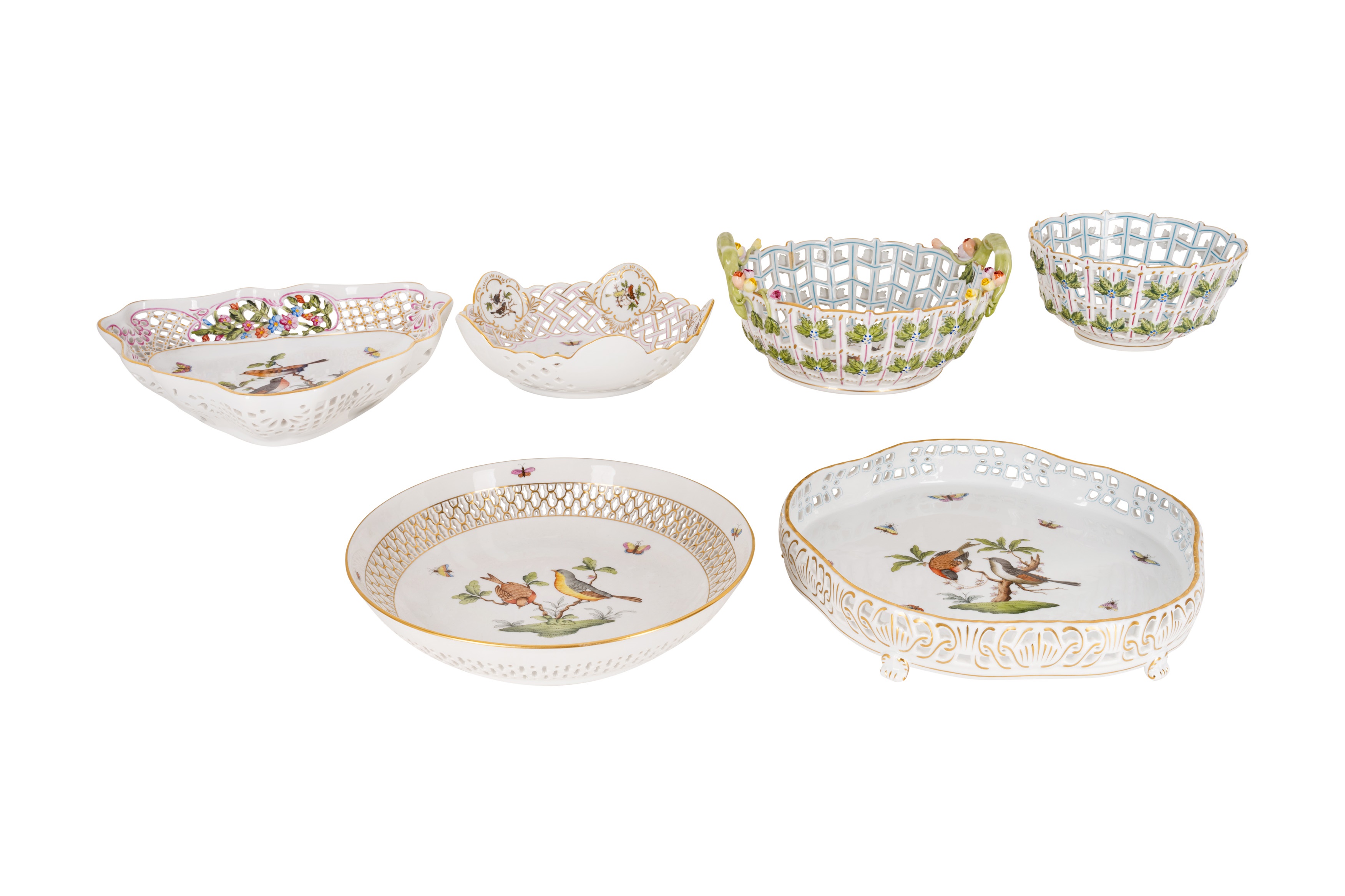 Lot 172 - A group of Herend Rothschild Birds pattern