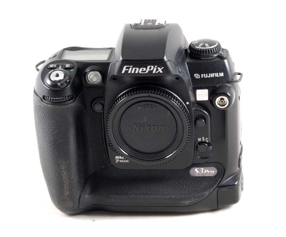 Lot 299 - Fujifilm FinePix S3 Nikon Mount Pro DSLR.