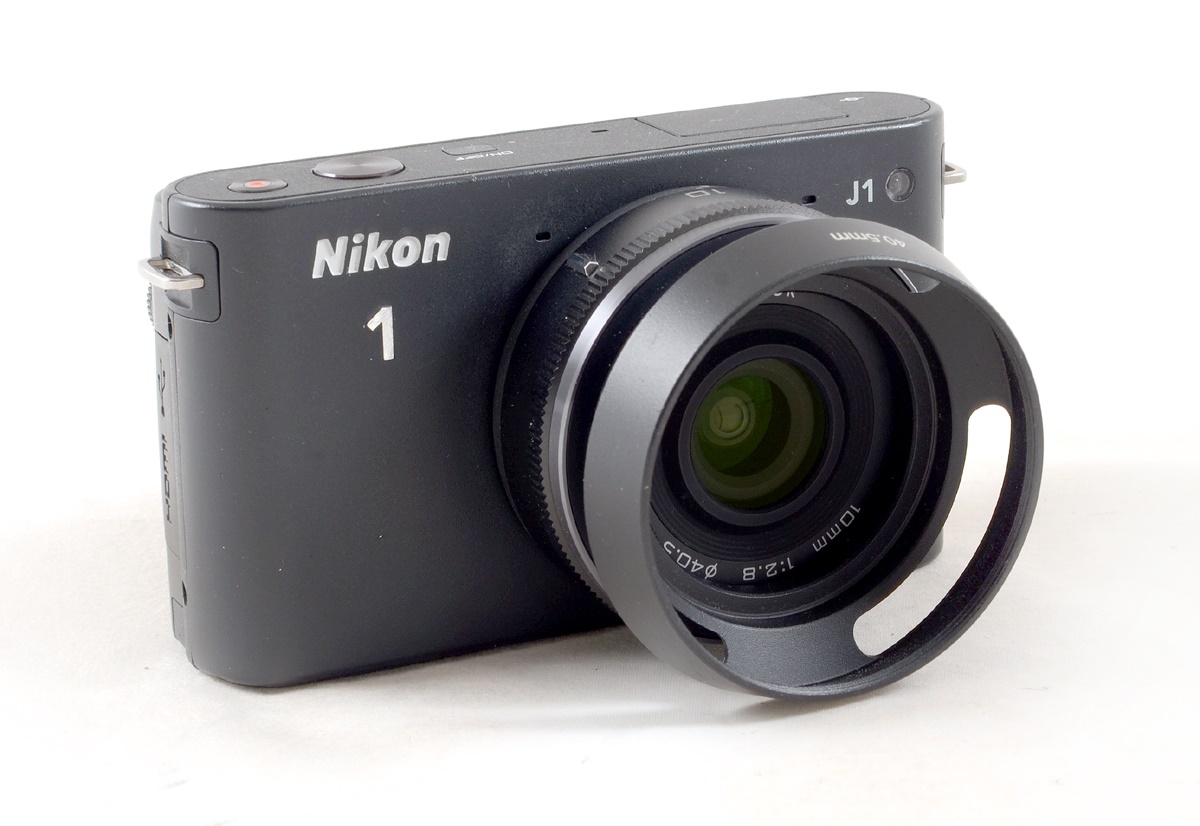 Lot 304 - Black Nikon J1 Mirrorless Digital Compact