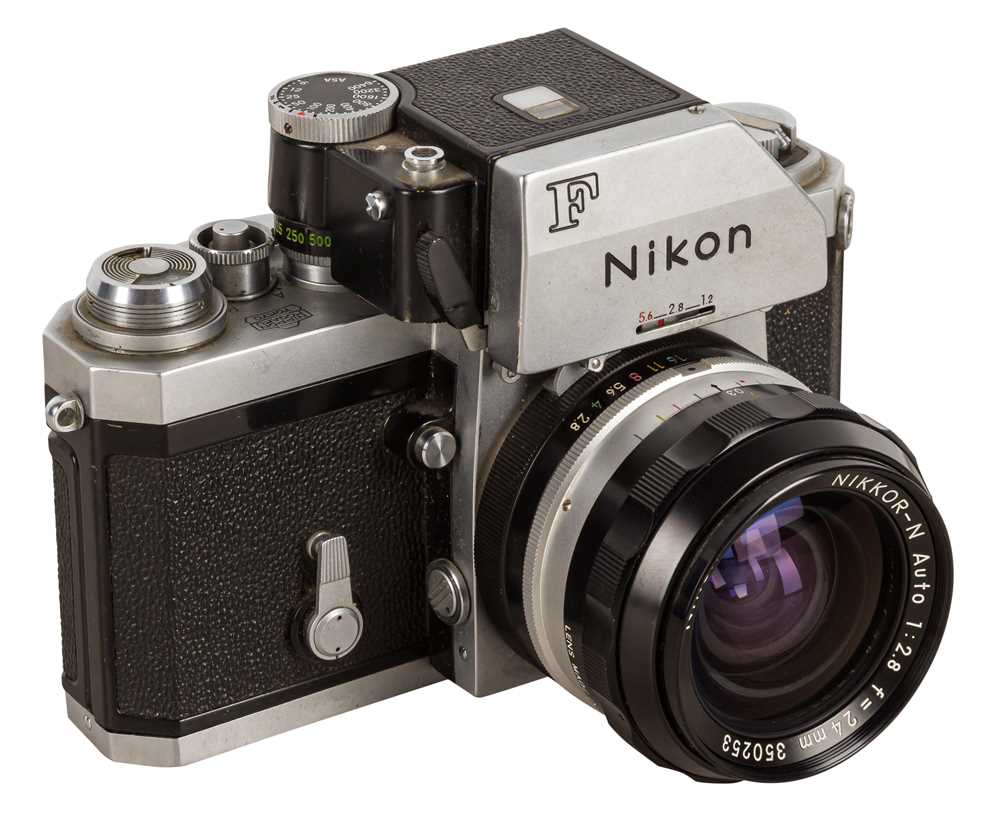 Lot 293 - A Nikon F Photomic SLR Camera