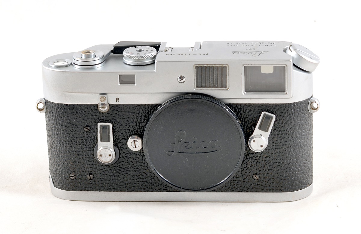 Lot 253 - Chrome Leica M4 Body for SPARES or REPAIR.