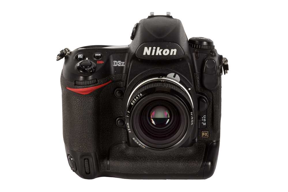 Lot 301 - A Nikon D3X DSLR Camera