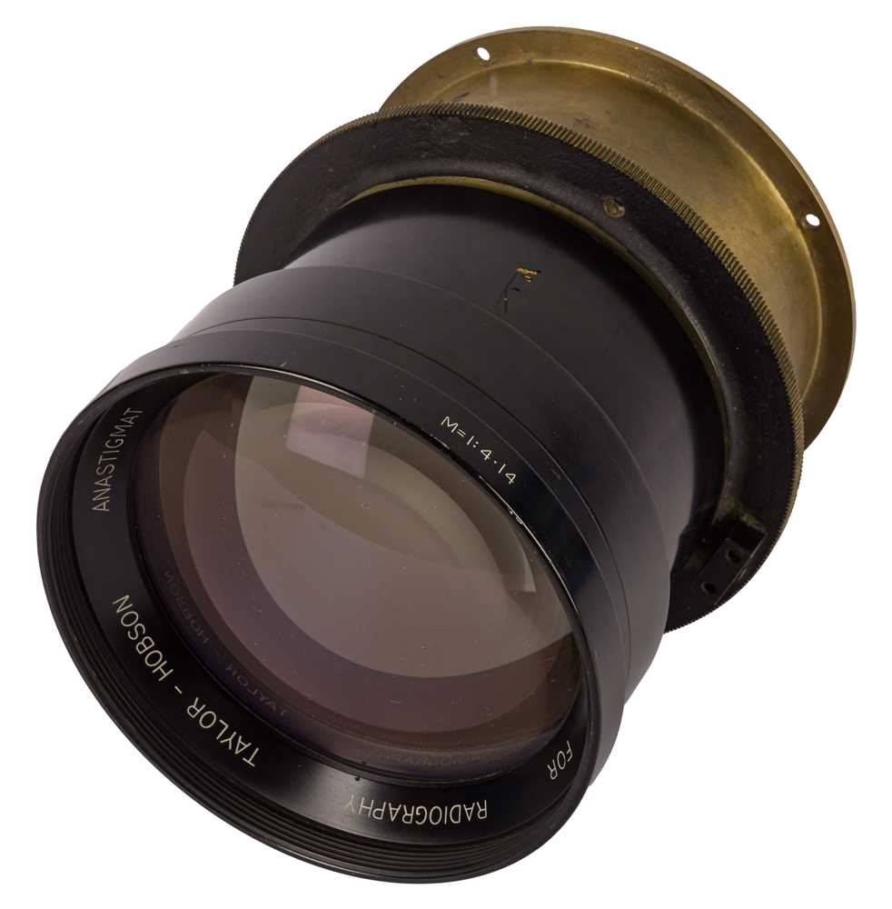 Lot 197 - A Taylor-Hobson 8 Inch f/1.4 Anastigmat Lens