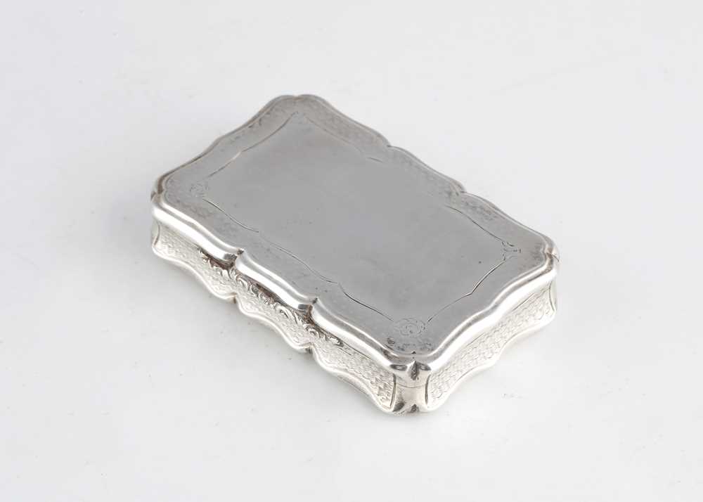 Lot 55 - Antique Victorian Sterling Silver snuff box